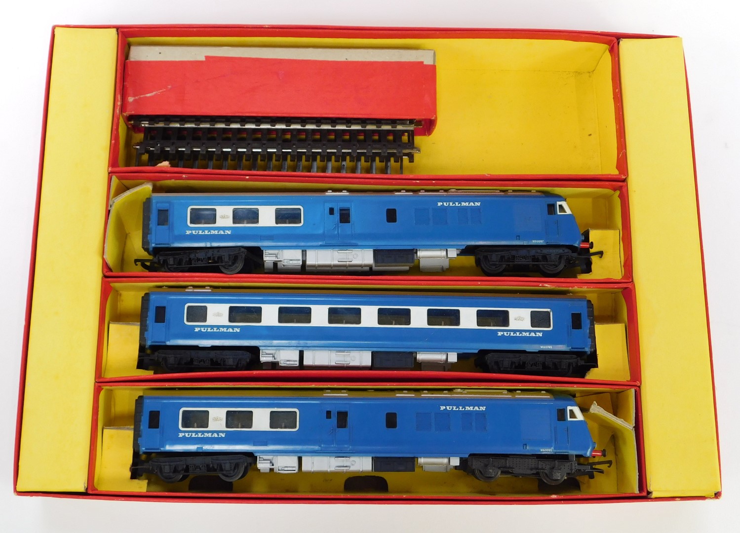 A Tri-ang Hornby OO gauge electric train set, The Blue Pullman, RS.52 ...