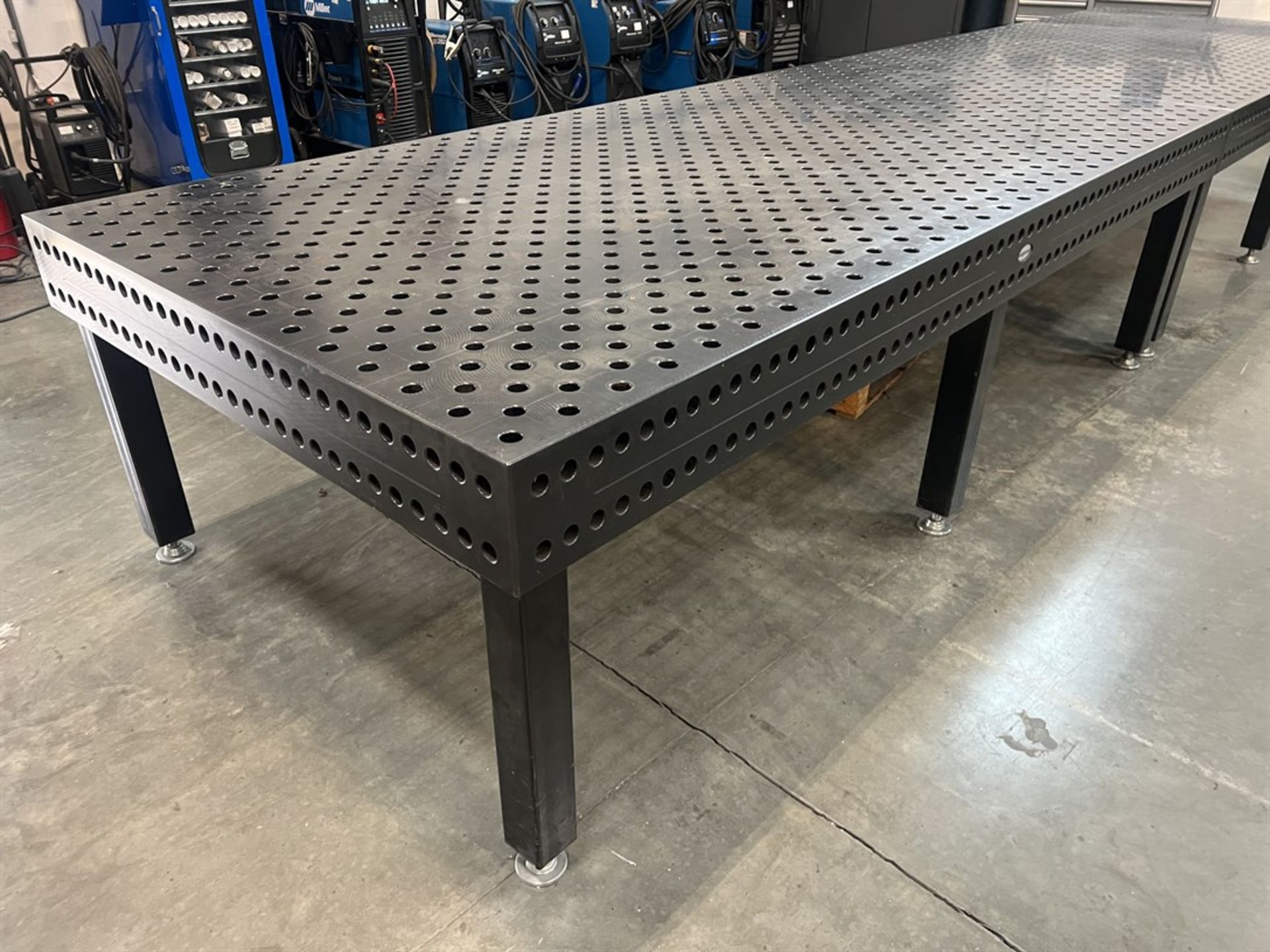 { Choice of lots: 289 } SIEGMUND Metric Series 3000mm x 1500mm x 200mm ...
