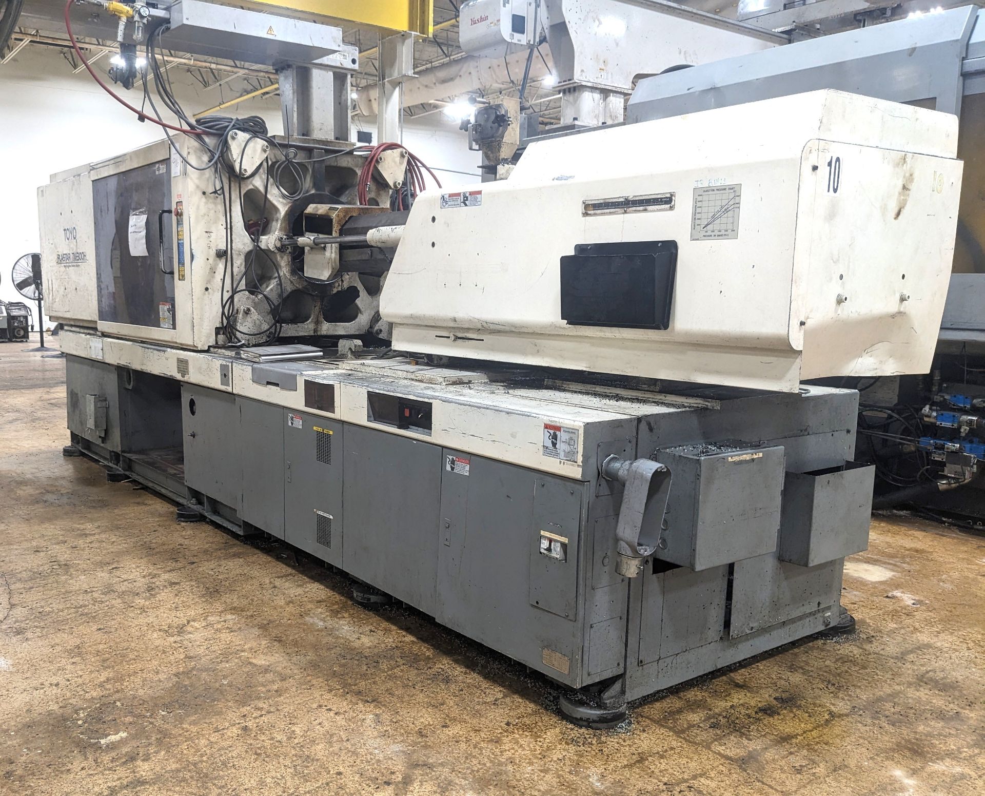 Toyo Plastar TM-300H 300-Ton x 59.8 Cu. in. Hydraulic Plastic Injection ...