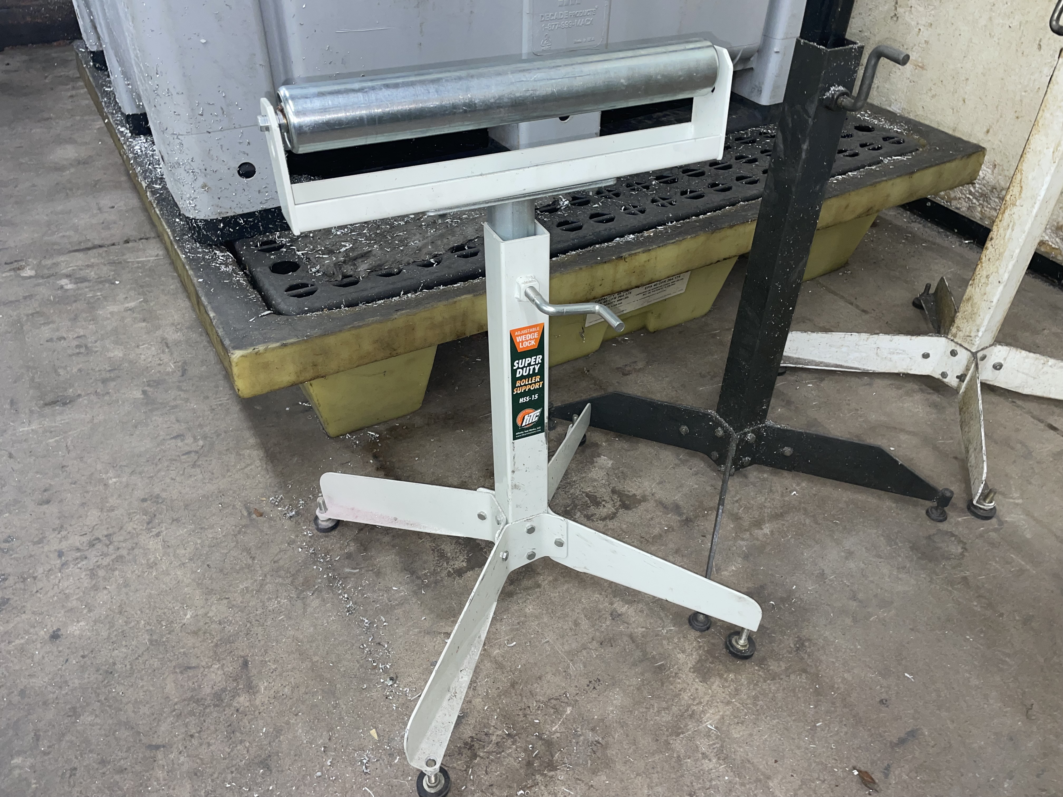 Lot with (3) Roller Supports