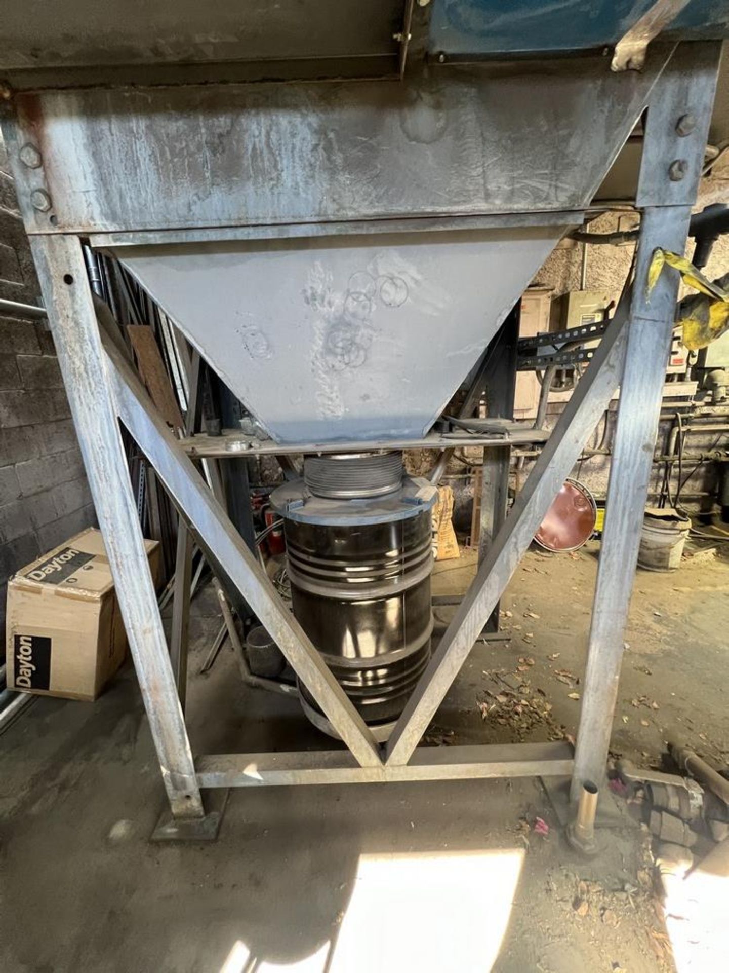 Torit Dust Collector System, Model 2DFF8