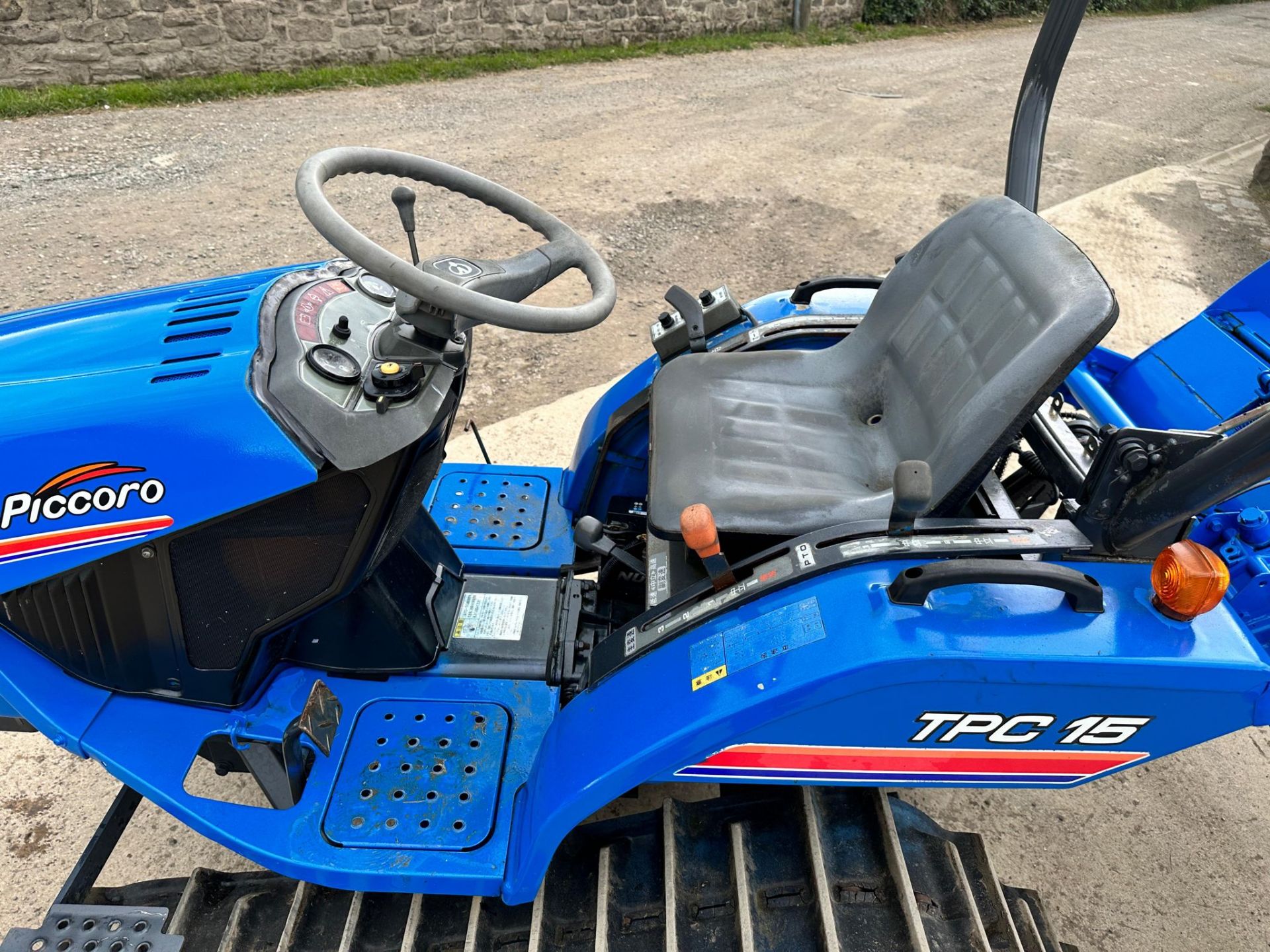 DS - ISEKI PICCORO TPC15 CRAWLER TRACKED TRACTOR WITH ISEKI APR14 ...