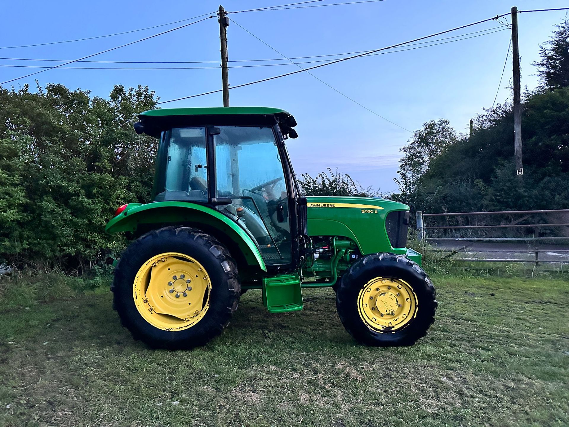 JA - 2021 JOHN DEERE 5050E 50HP 4WD TRACTOR *PLUS VAT* RUNS DRIVES AND ...