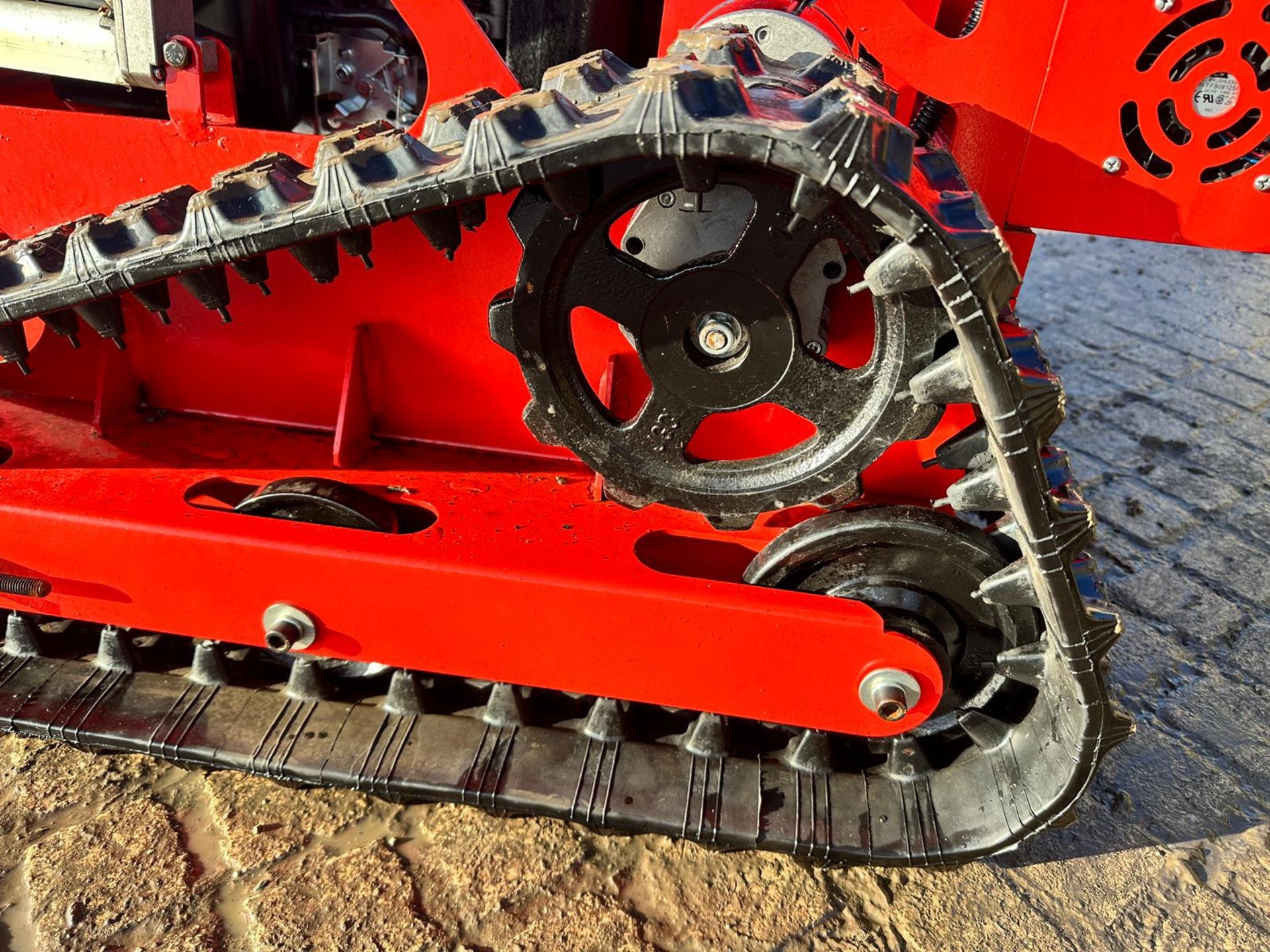 JA - NEW/UNUSED 2022 RAPTOR VT900 REMOTE CONTROLLED TRACKED BI-FUEL ...