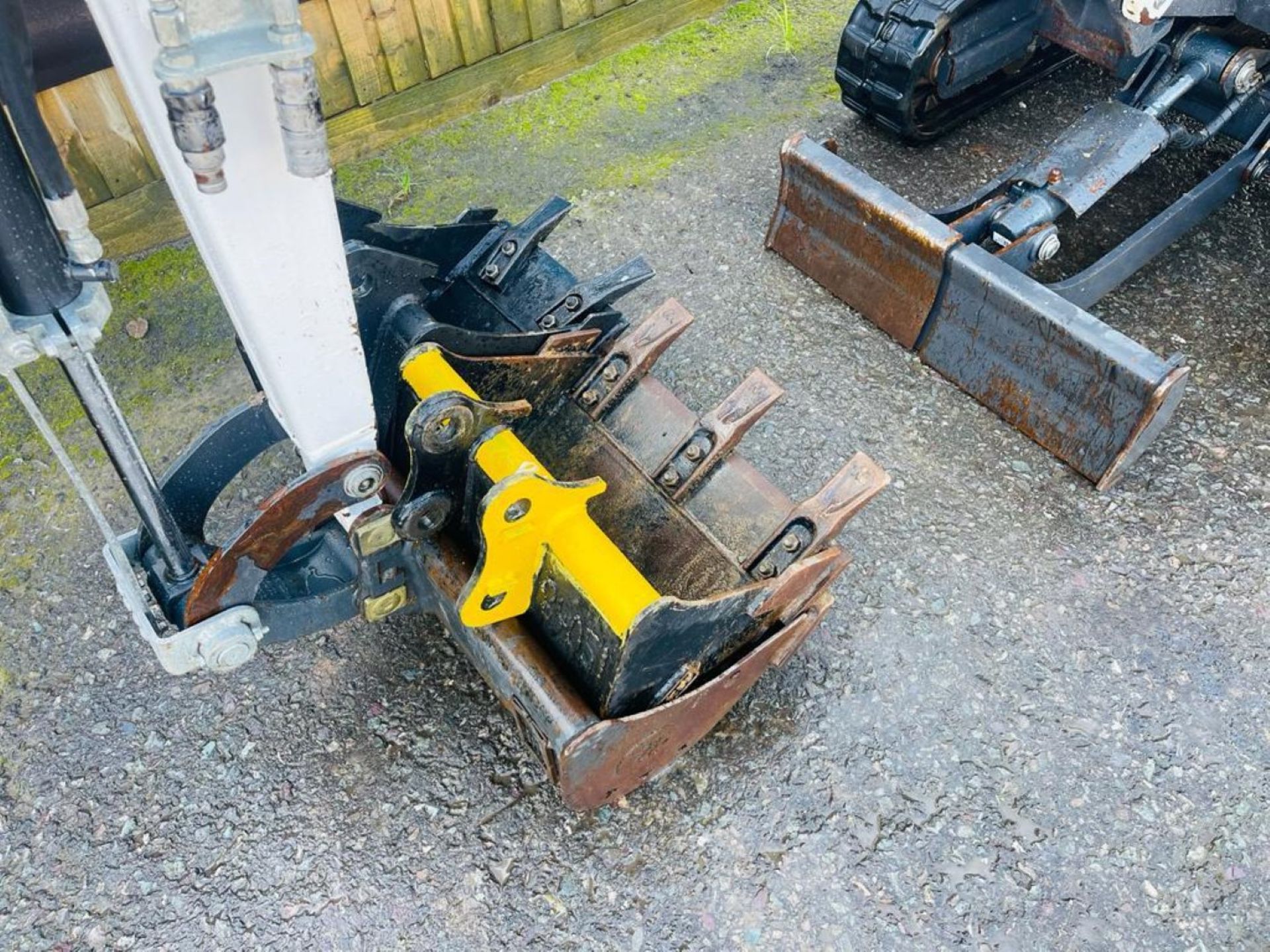 2021, BOBCAT E10Z EXCAVATOR Bobcat E10z Year 2021 356 Hours Keypad ...