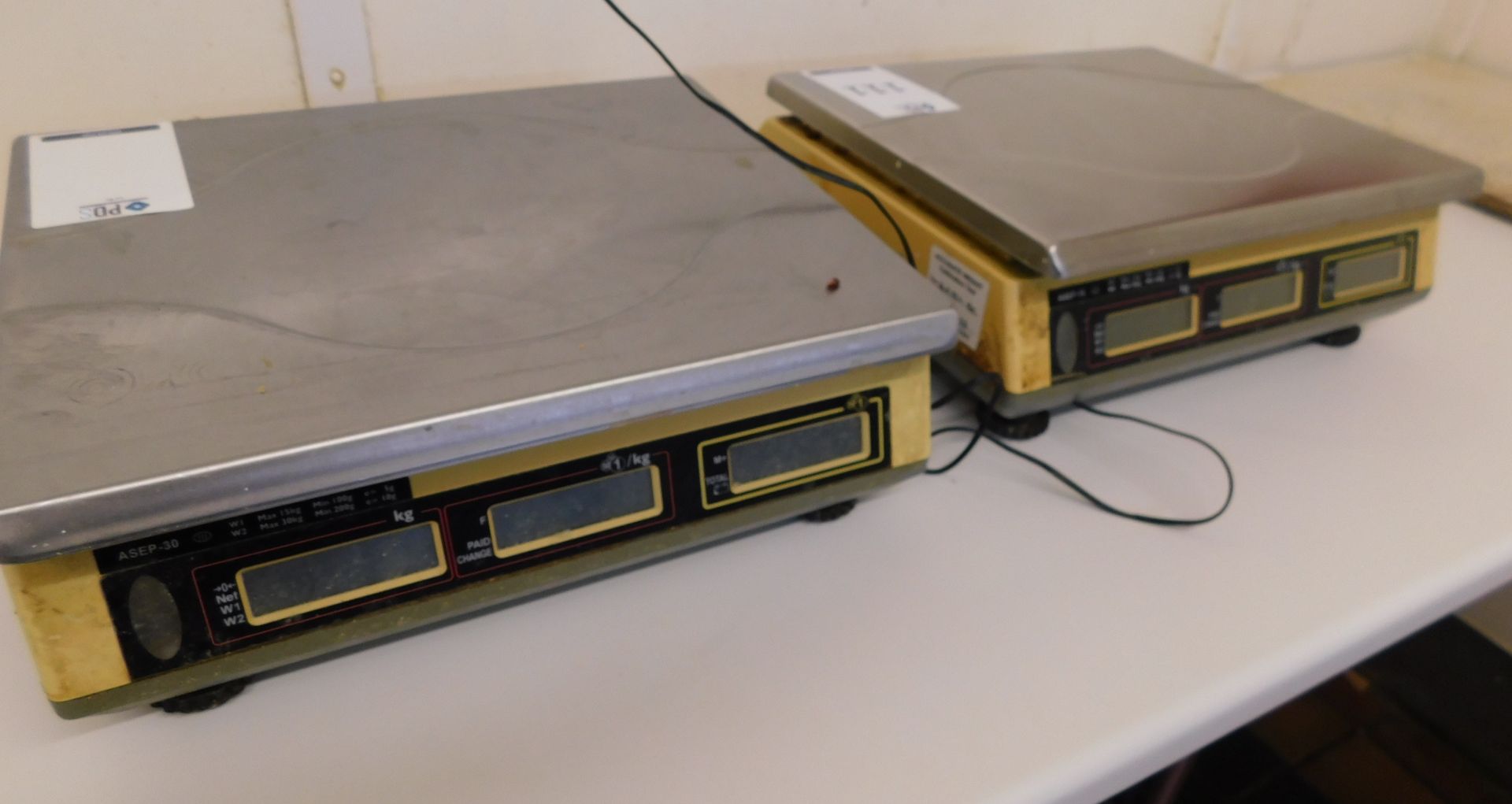 UWE ASEP-15 & ASEP-30 Benchtop Scales (One No PSU) (Location ...