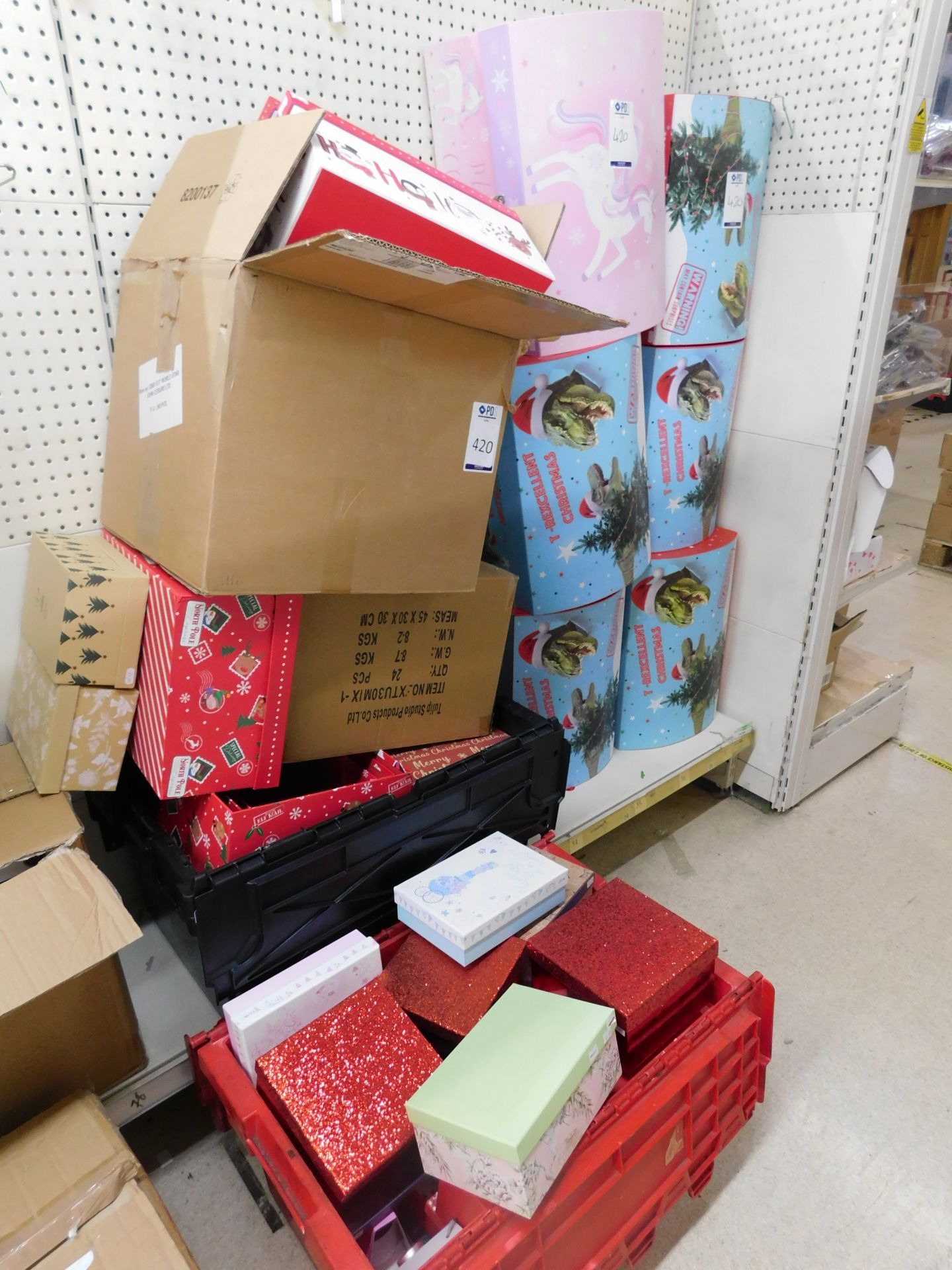 Quantity of Assorted Christmas Gift Boxes (Crates Not Included, Buyers ...