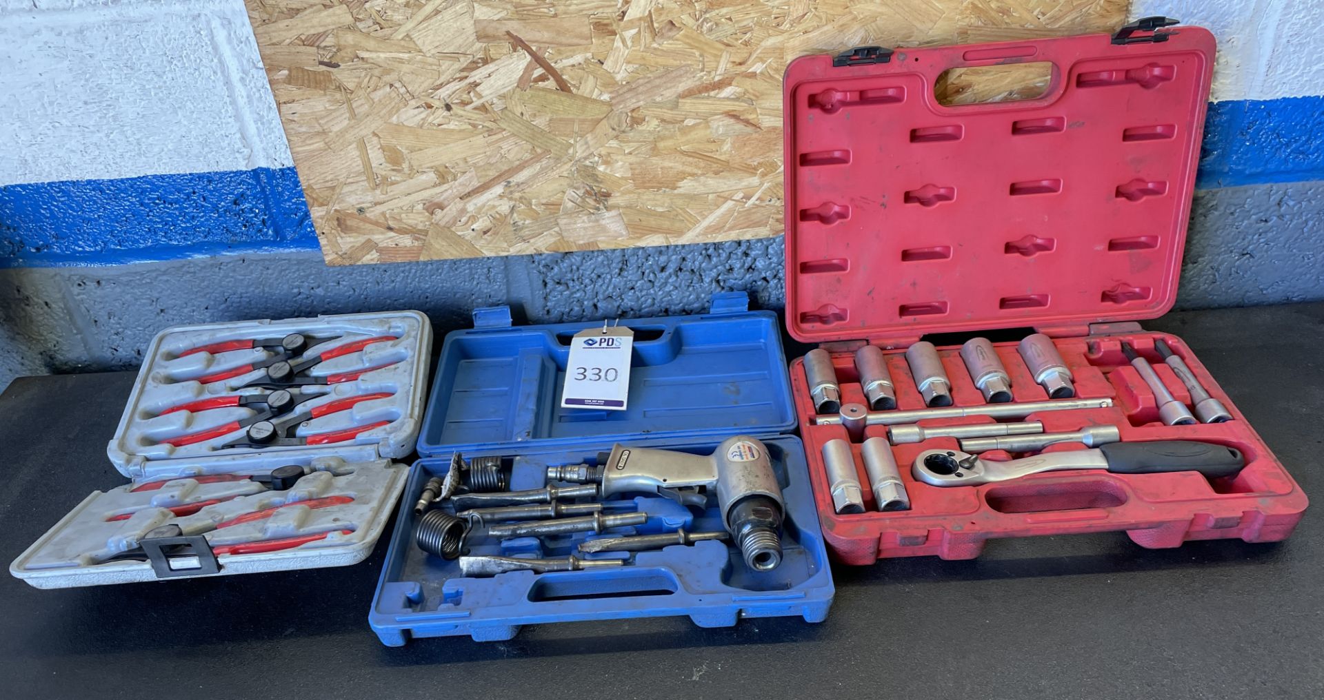 Sealey Long Stroke Air Hammer & a Blue-Point Shock Absorber Tool Kit ...
