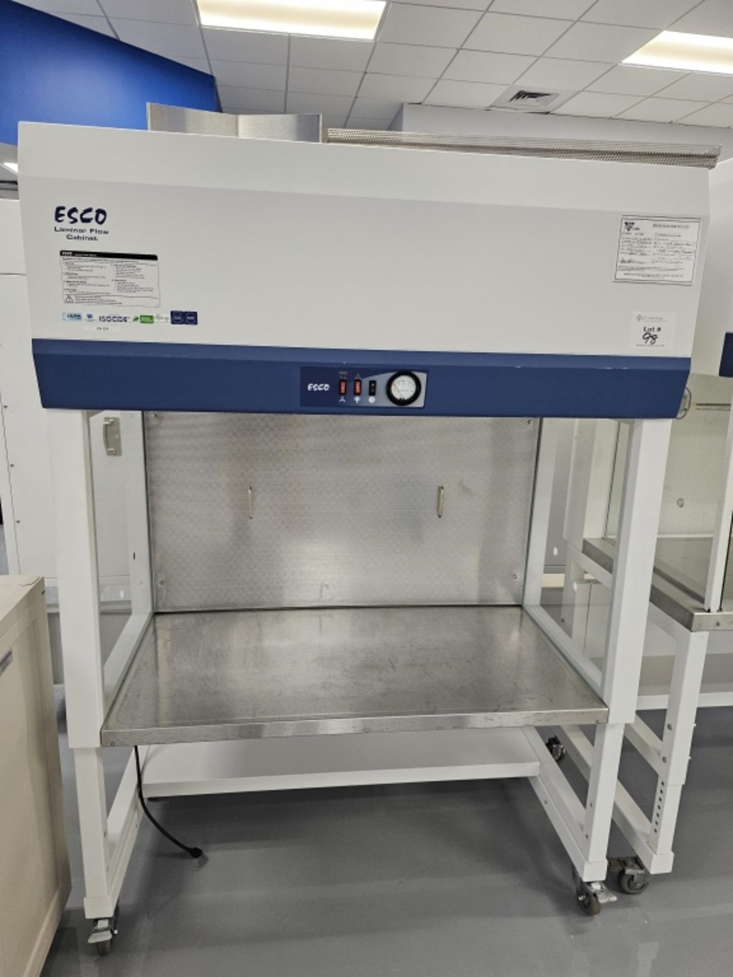 2019 ESCO 47"" x 24"" Horizontal Laminar Flow Hood Model LHG-4BS-F9 sn ...