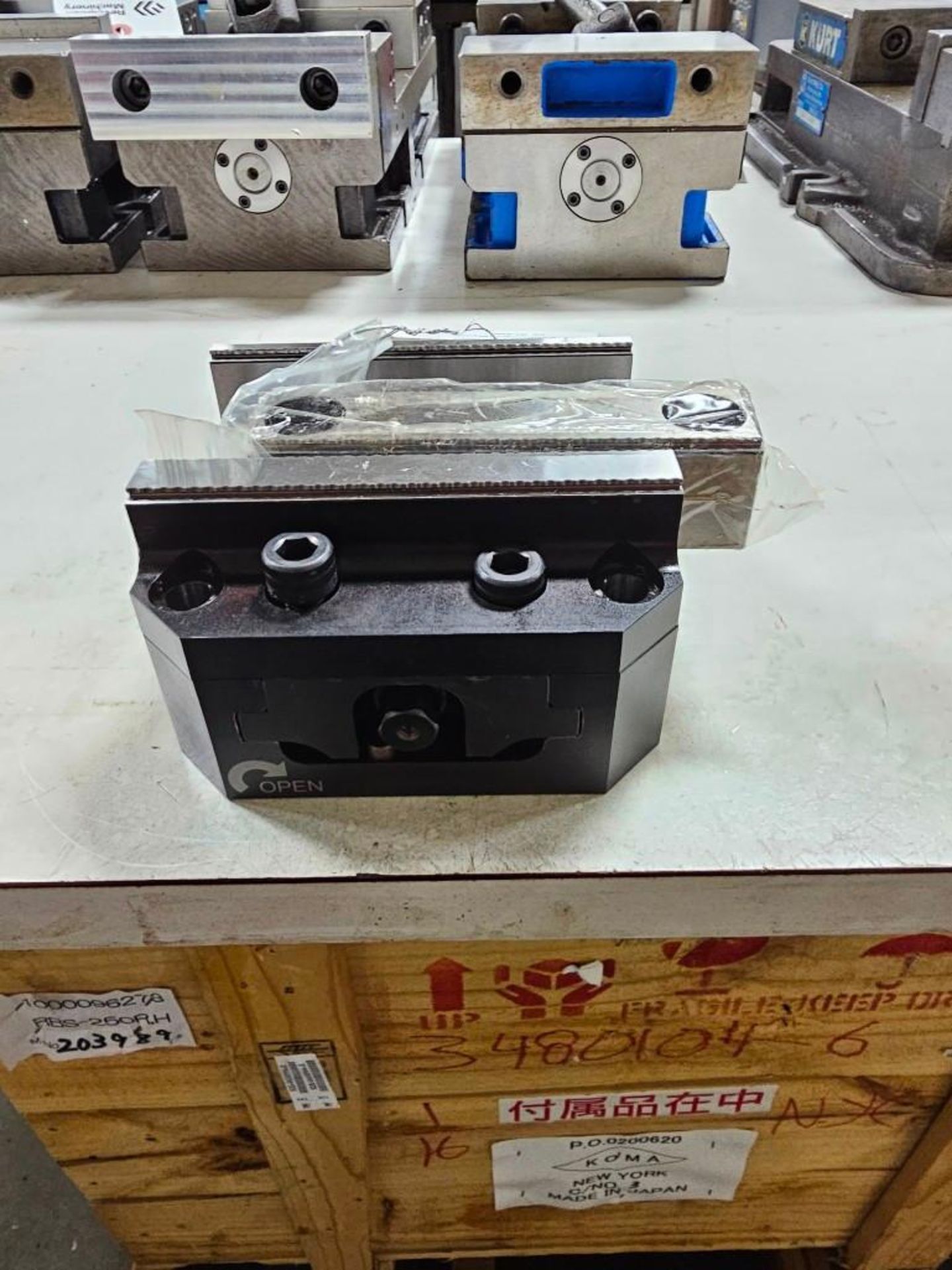 5TH AXIS DV56 DOUBLE STATION VISE