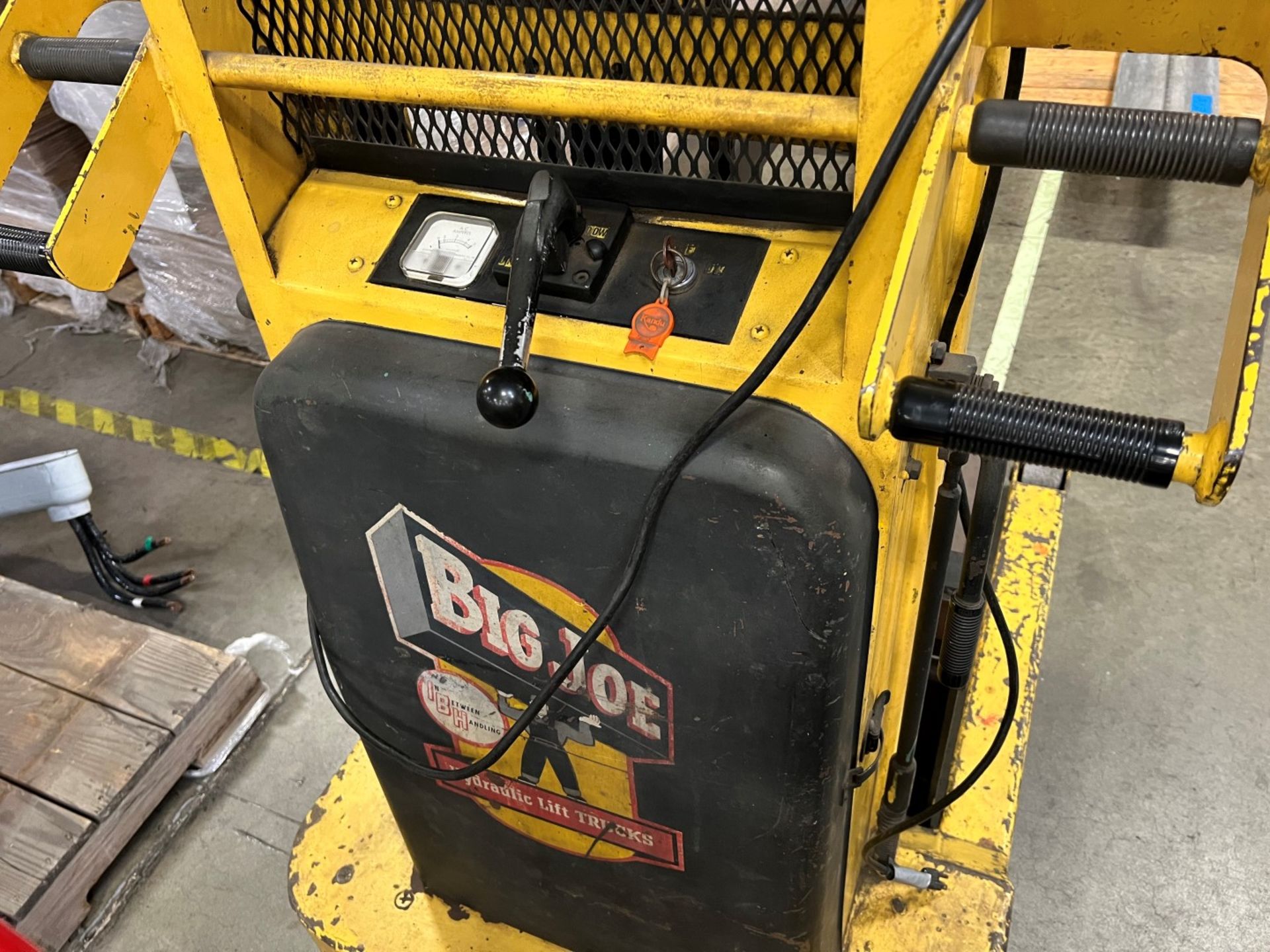 Big Joe straddle stacker, model 6256, s/n 41109, 2000 lbs cap, electric ...