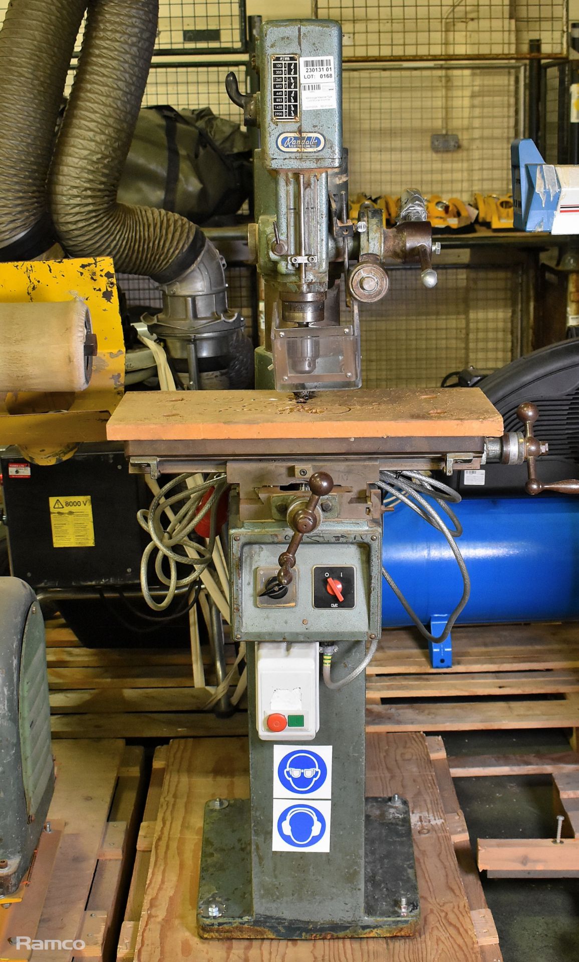 AB Arboga Maskiner Type U2508 pillar drill/miller - 3 phase - 400v - 1.7amp