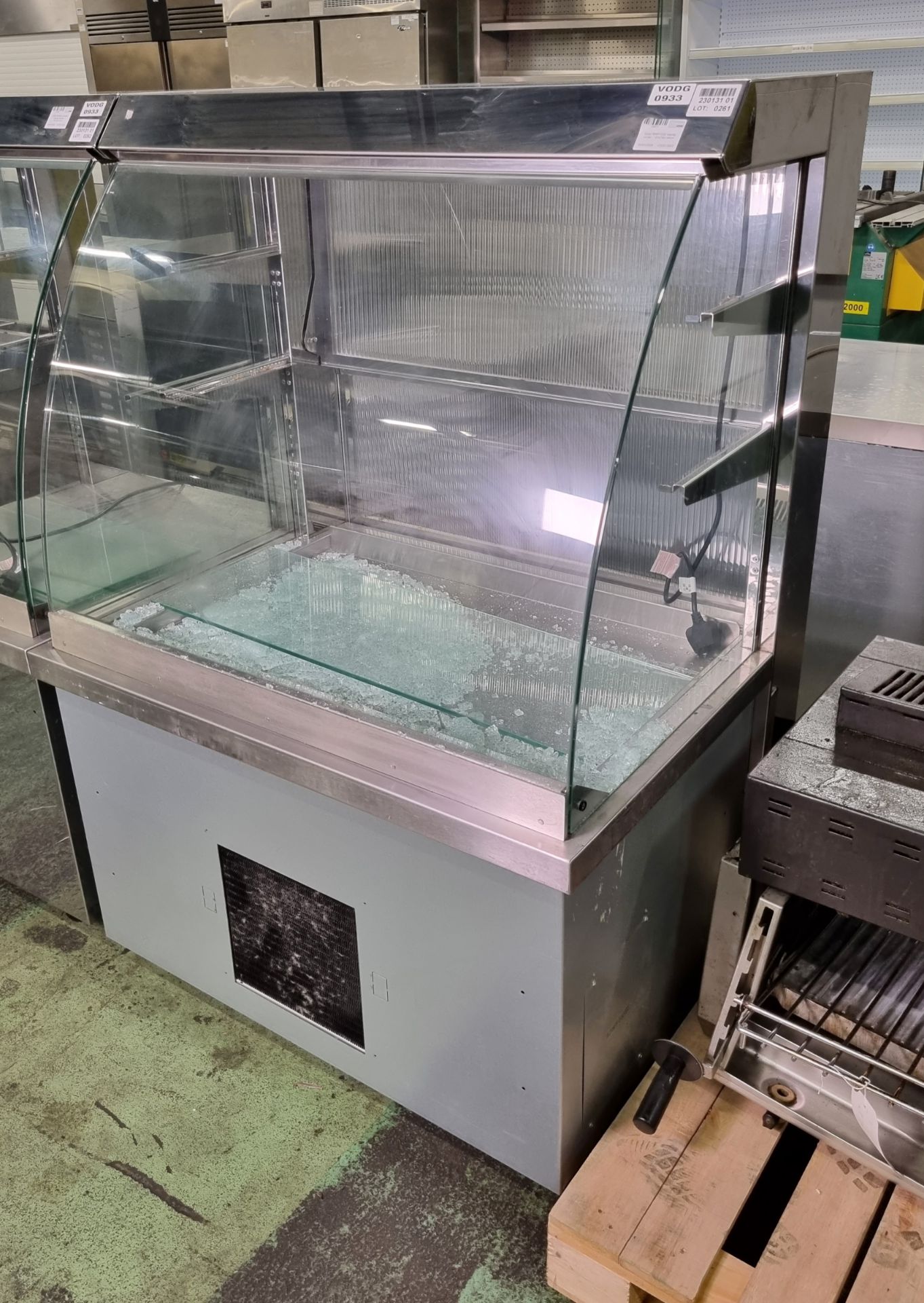 Victor RMR100E display chiller - 101x76x145cm