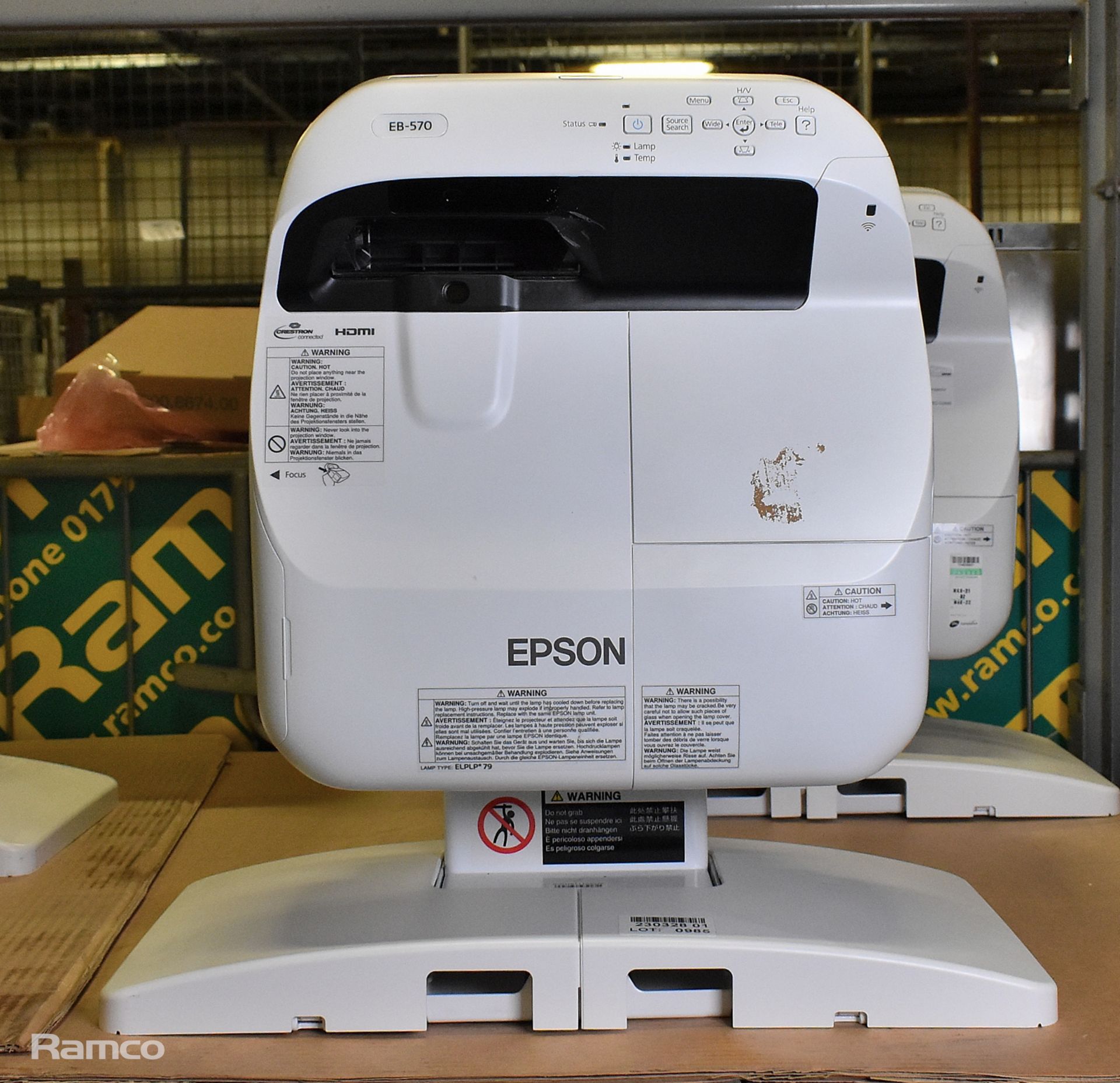 Epson EB-570 projector