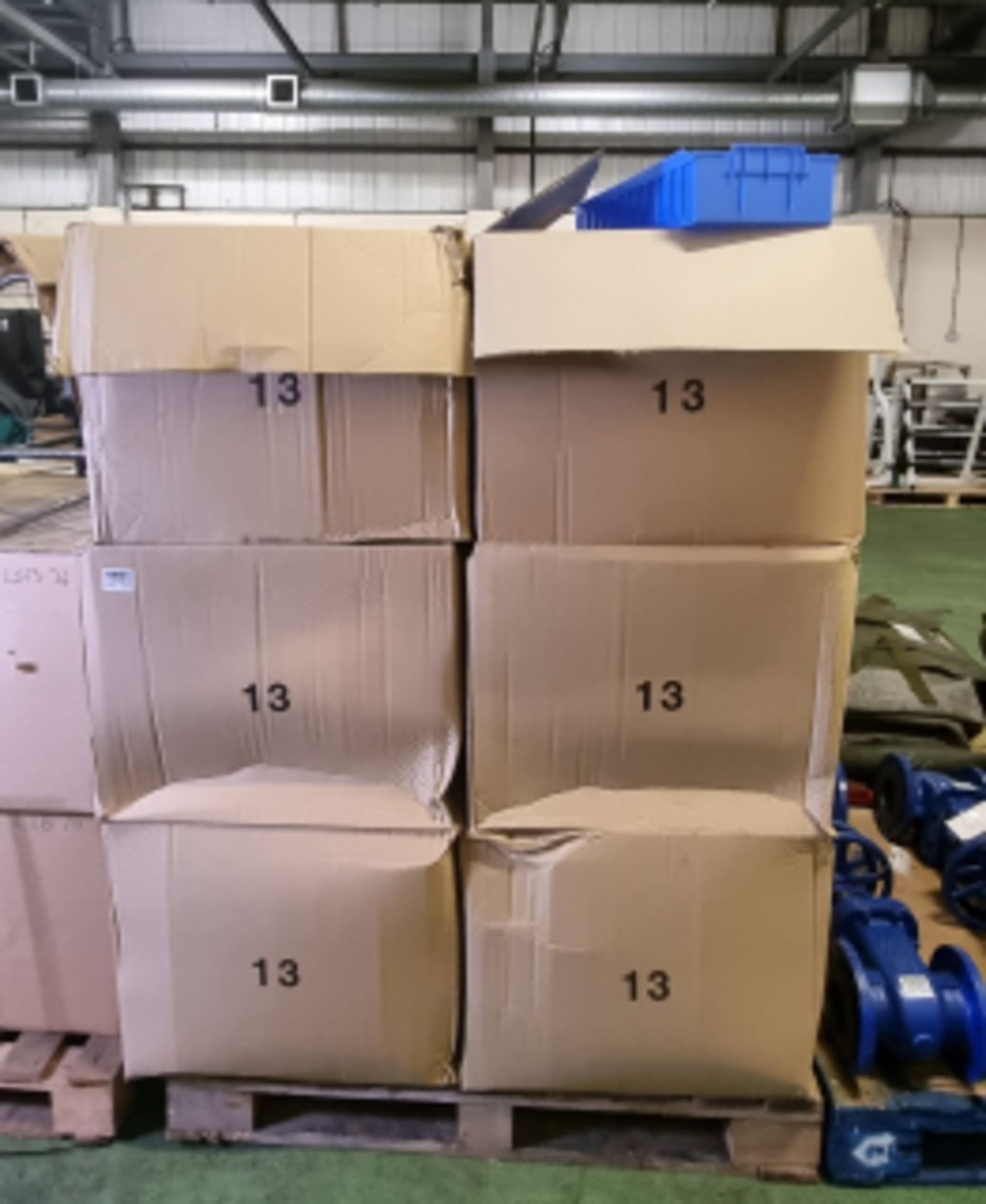 8x boxes of Schafer Model ; Blau/34476 RK621 Shelf Bins - 12 ...