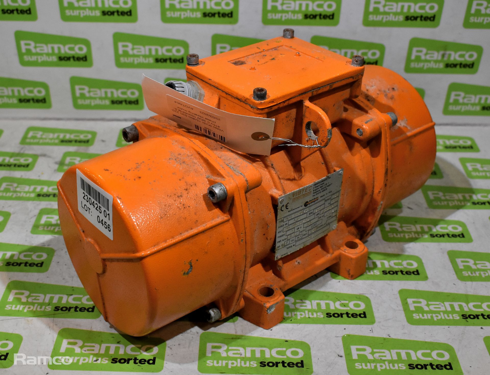 Vibtec MVSI 15/400-S90 220-415V - 0.3KW - 1500 RPM - 3-phase vibrating ...