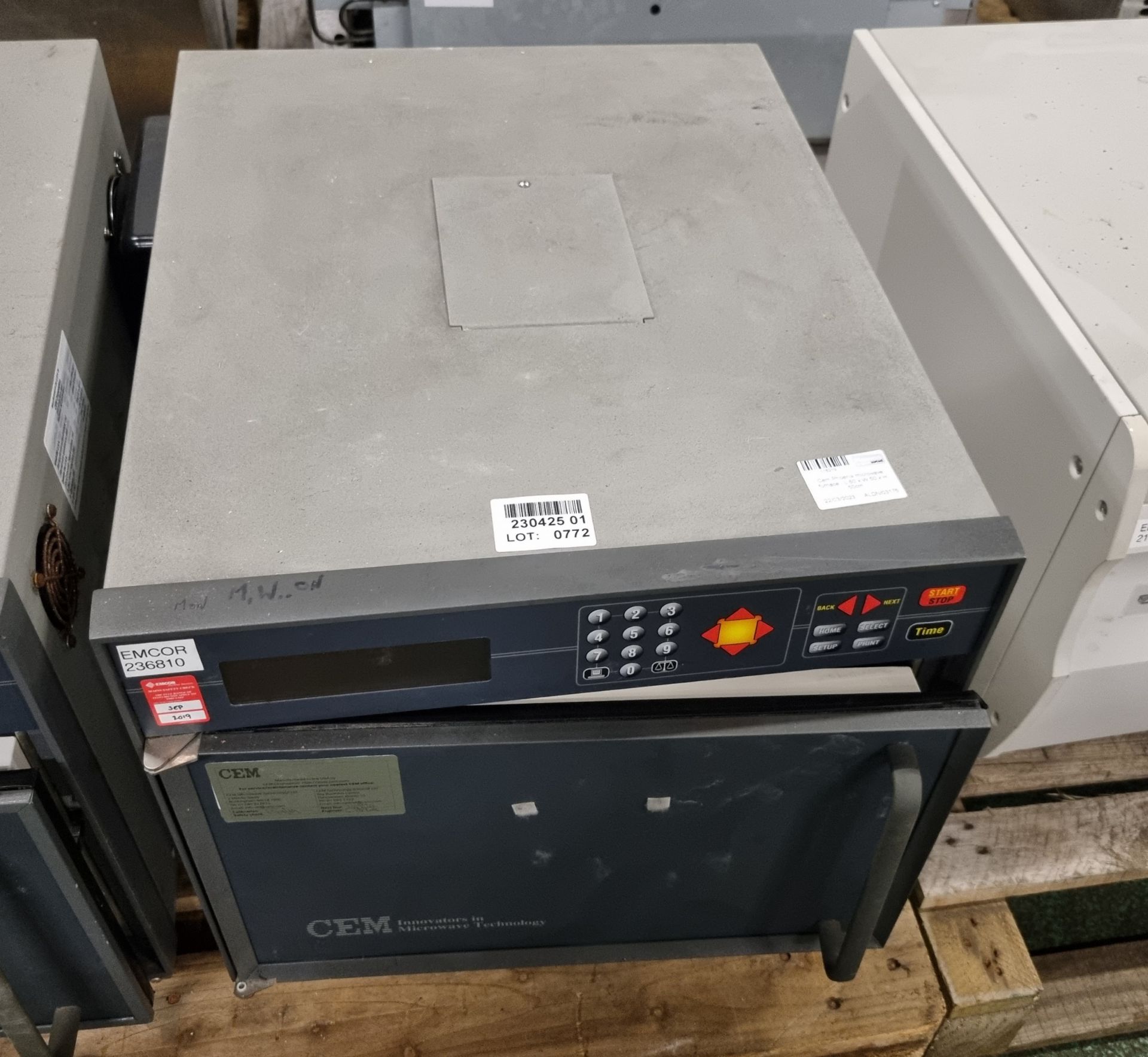 Cem Phoenix microwave furnace - L 60 x W 50 x H 50cm
