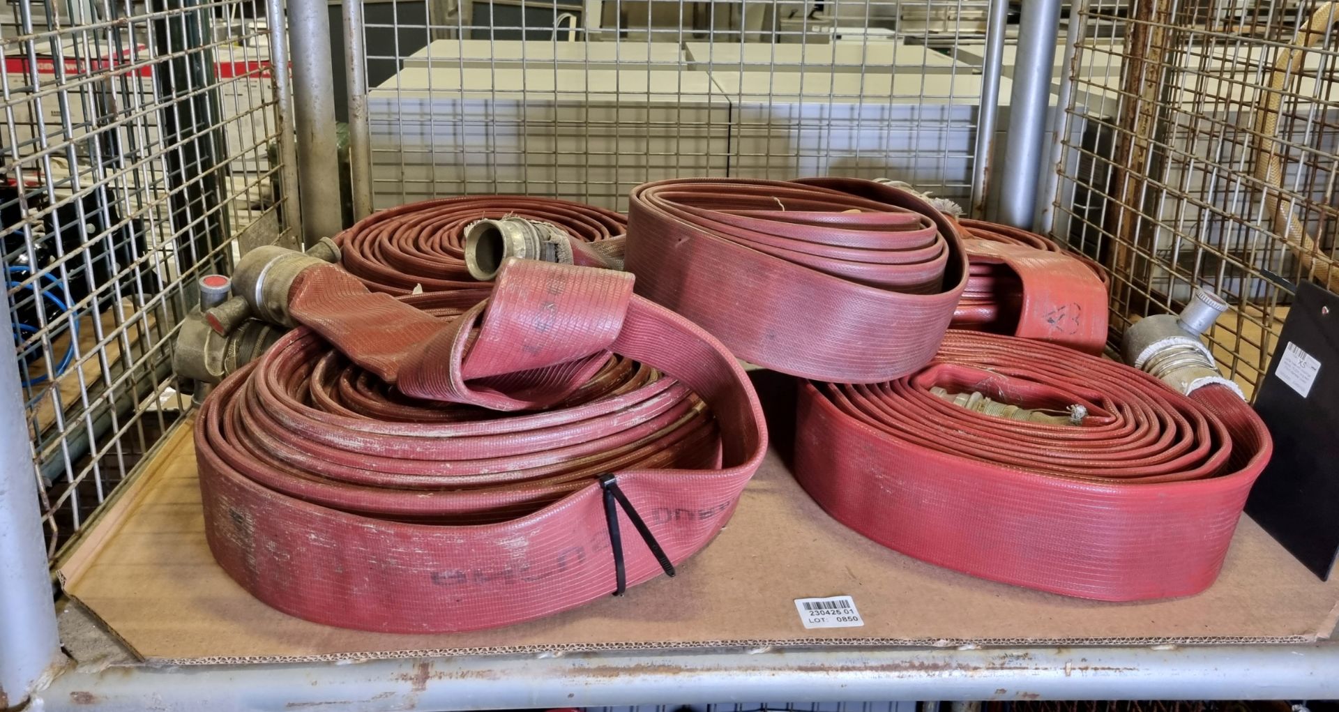 5x Layflat hoses with couplings - approx. 15-20m long each (70cm ...