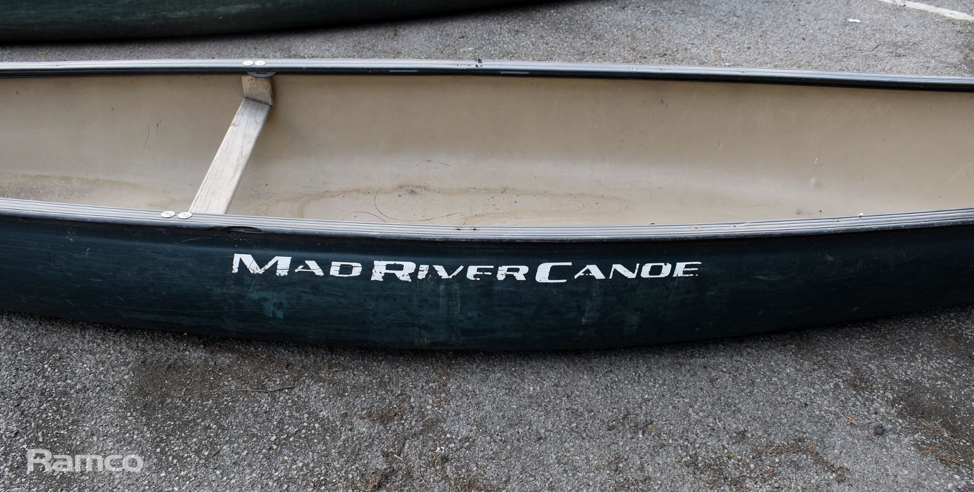 Mad River Legend 15 canoe - approx dimensions: 4500 x 900 x 400mm ...