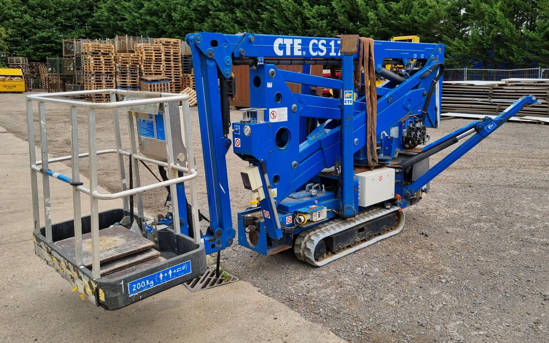 Sequani Meccanica CTE CS 170 2008 tracked high lift Kohler petrol ...