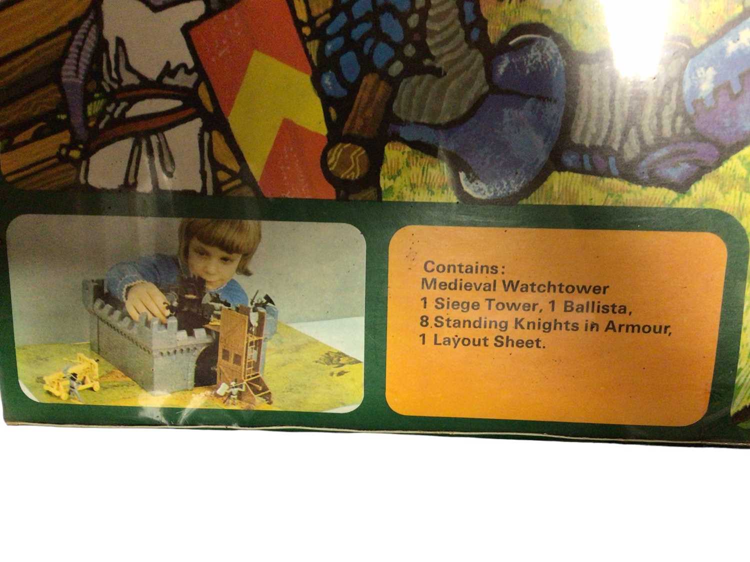 Timpo Medieval Outpost Attack playset with watchtower, seige tower ...