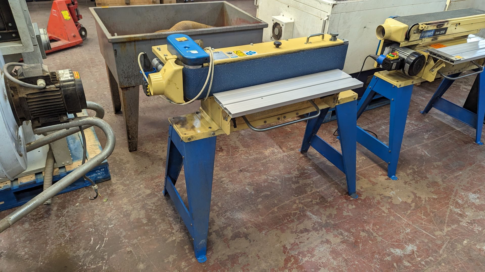 Scheppach BSM 2010 floor standing belt linisher with adjustable top ...