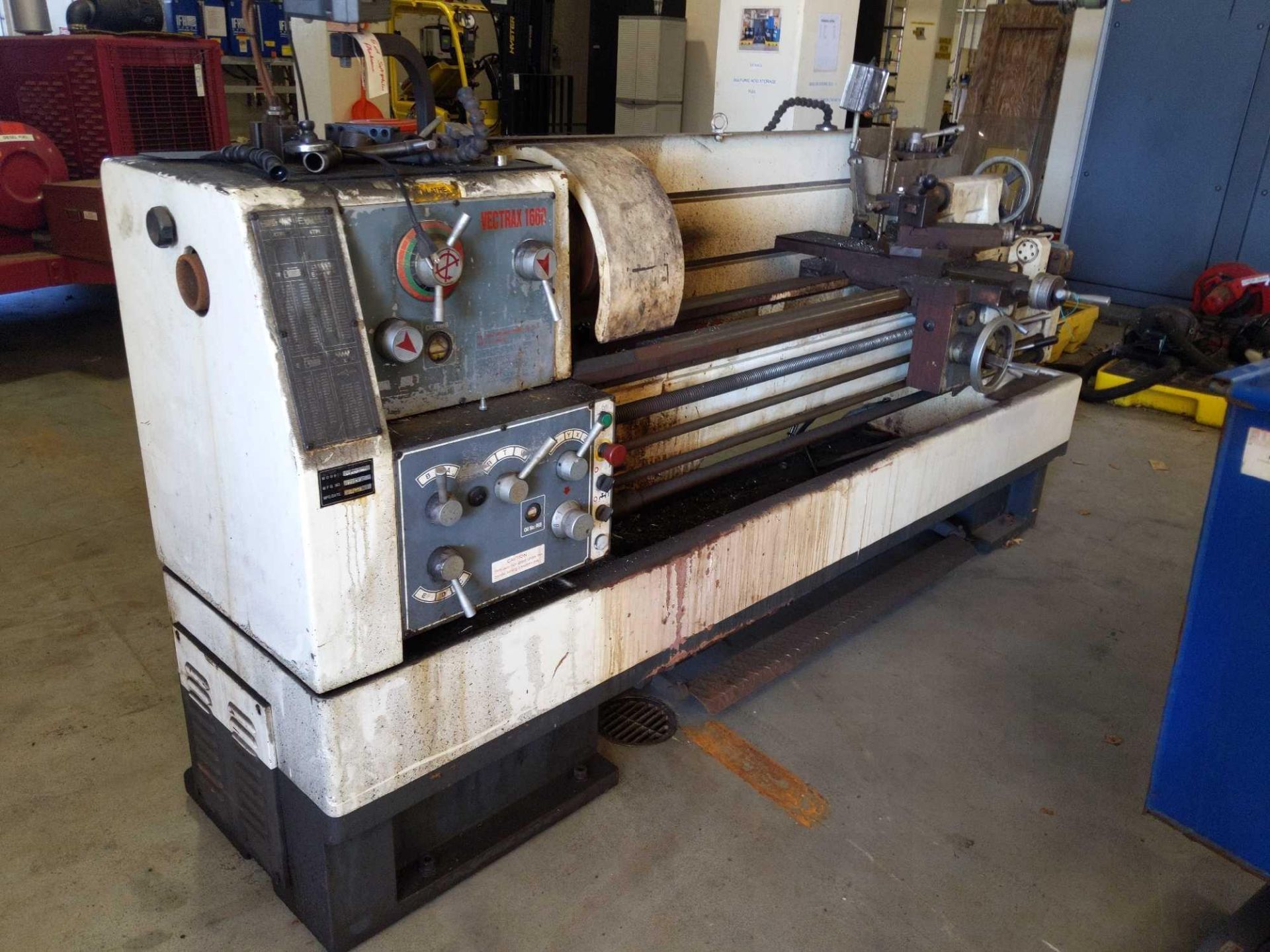 Used Vectrax 1660 Lathe with: Model - DY-410X1500G Manufactured in 2003 ...