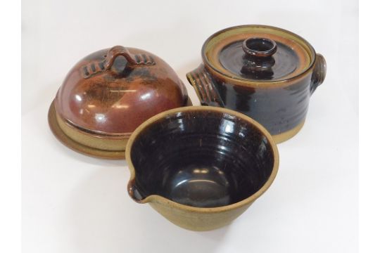 VARIOUS DOMESTIC WARE. A St. Neots Pottery casserole, a pouring bowl ...
