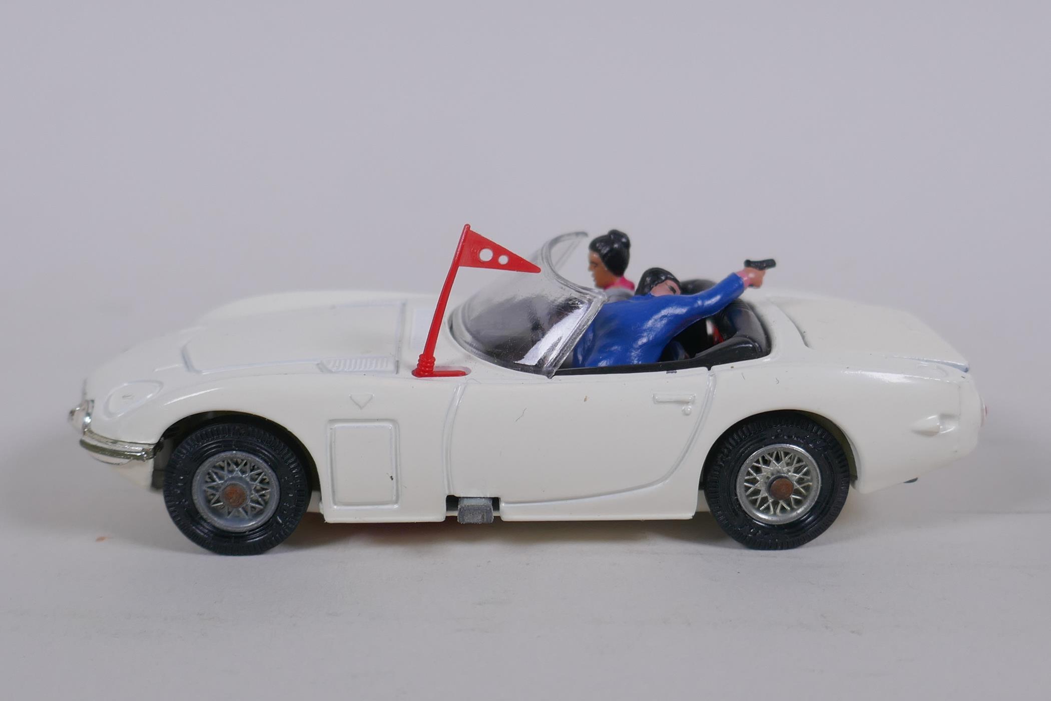 Corgi Toys 336, James Bond Toyota 2000GT, complete with missiles ...