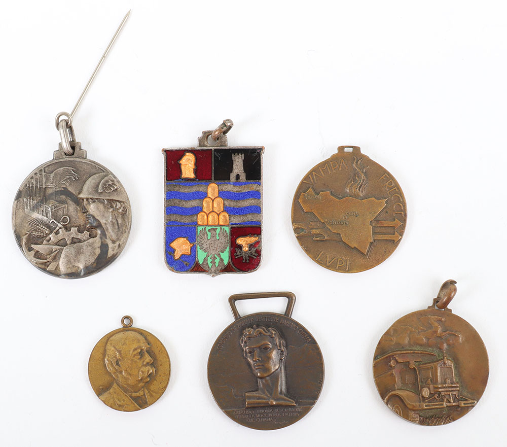 6X WW2 ITALIAN FASCIST REGIMENTAL MEDALS, fine quality examples ...