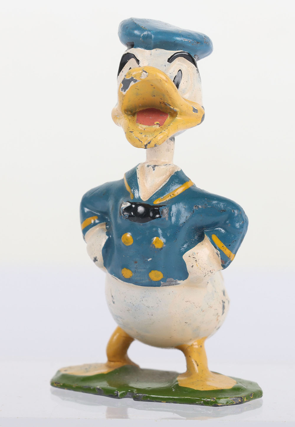 Britains Disney RARE Character 19H Donald Duck moveable head (Condition ...