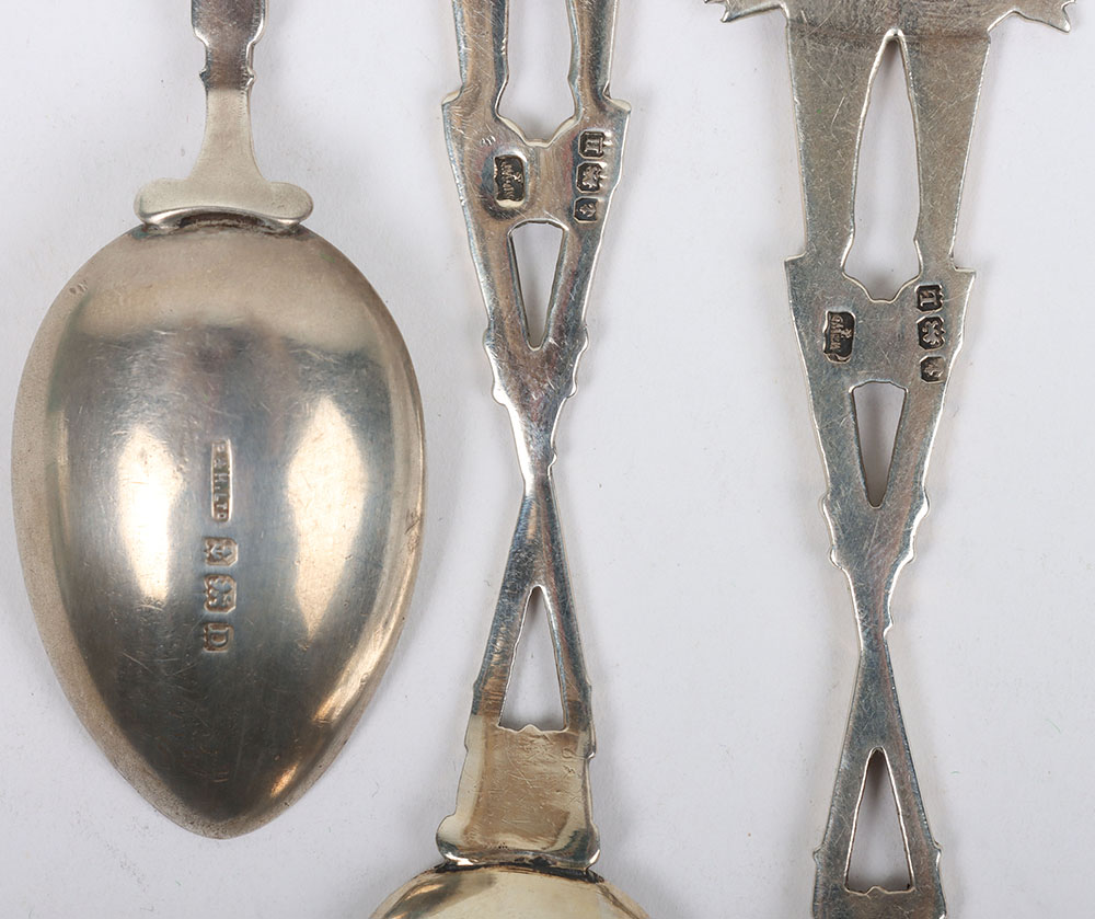 2x Hallmarked Silver Presentation Spoons Awarded to 2nd Lieutenant W F ...