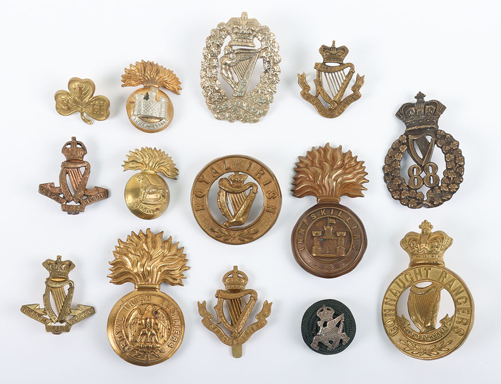 Grouping of Irish Regiments Headdress Badges, including officers South ...