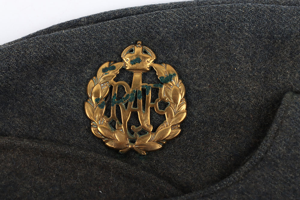 WW2 Royal Air Force Enlisted Ranks Forage Cap, in RAF blue wool with ...