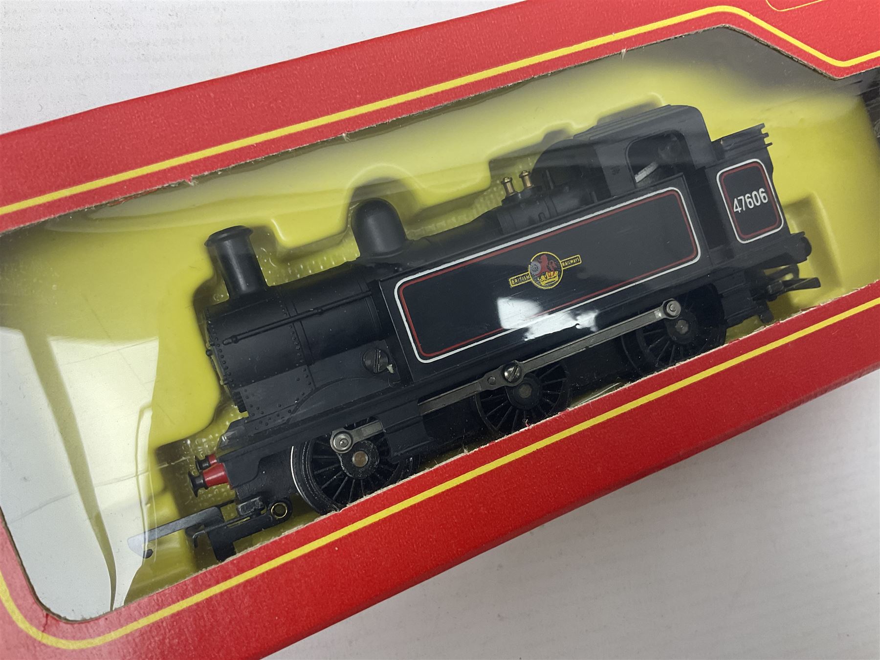 Tri-ang/Hornby '00' gauge - Freightliner set with Class 35 Hymec Diesel ...