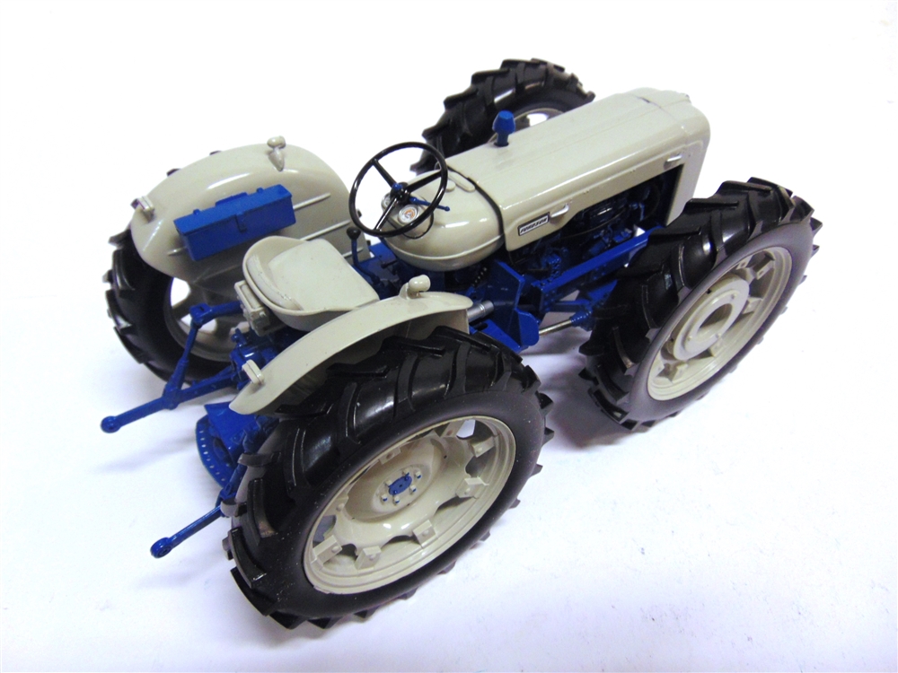 A 1/16 SCALE UNIVERSAL HOBBIES FORDSON COUNTY pale grey and blue, mint ...