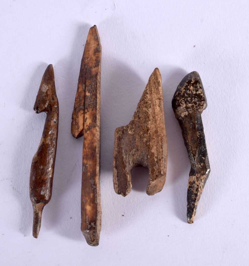 FOUR ANTIQUE NORTH AMERICAN PETRIFIED FOSSILISED BONE HARPOON HEADS ...