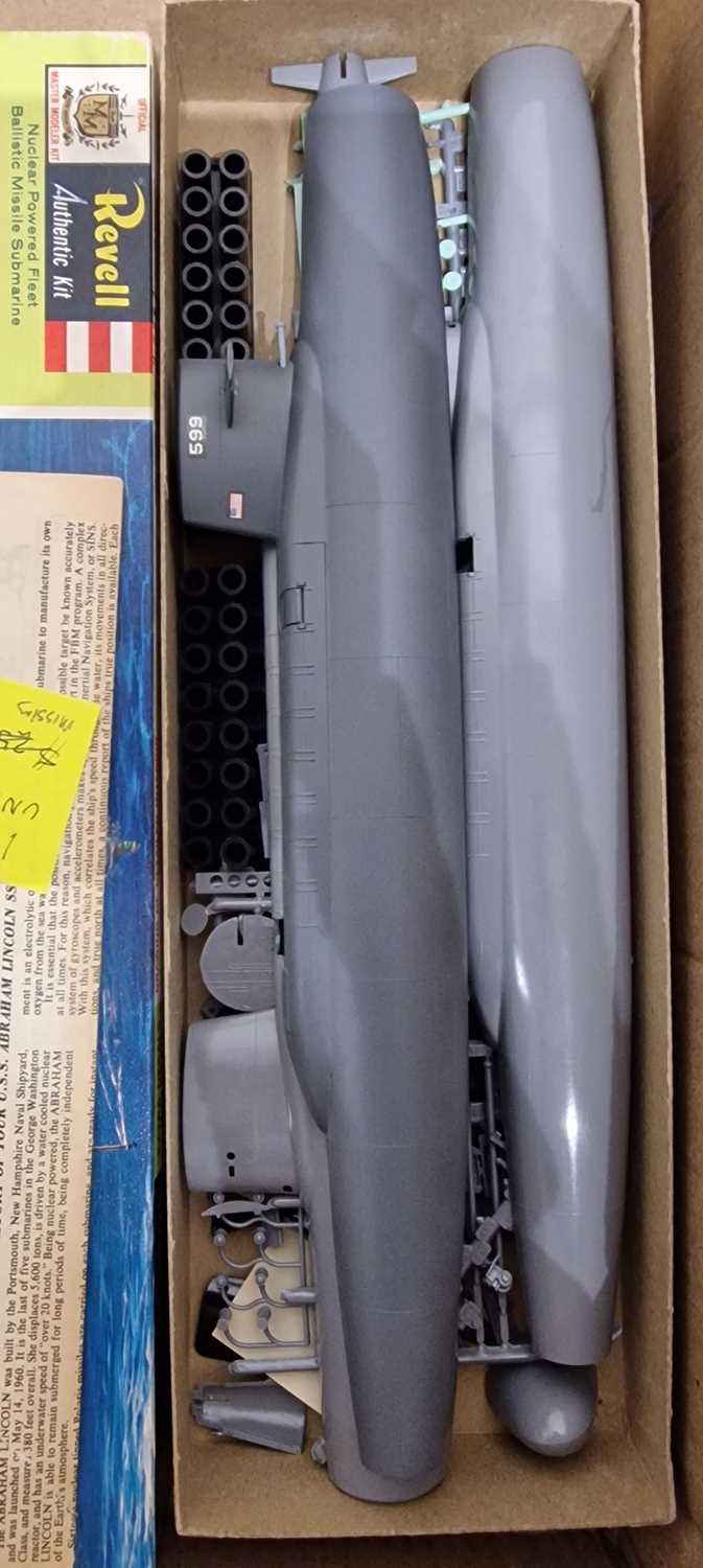 A Renwal 1/200th scale model kit of a Polaris Nuclear Submarine SSB (N ...