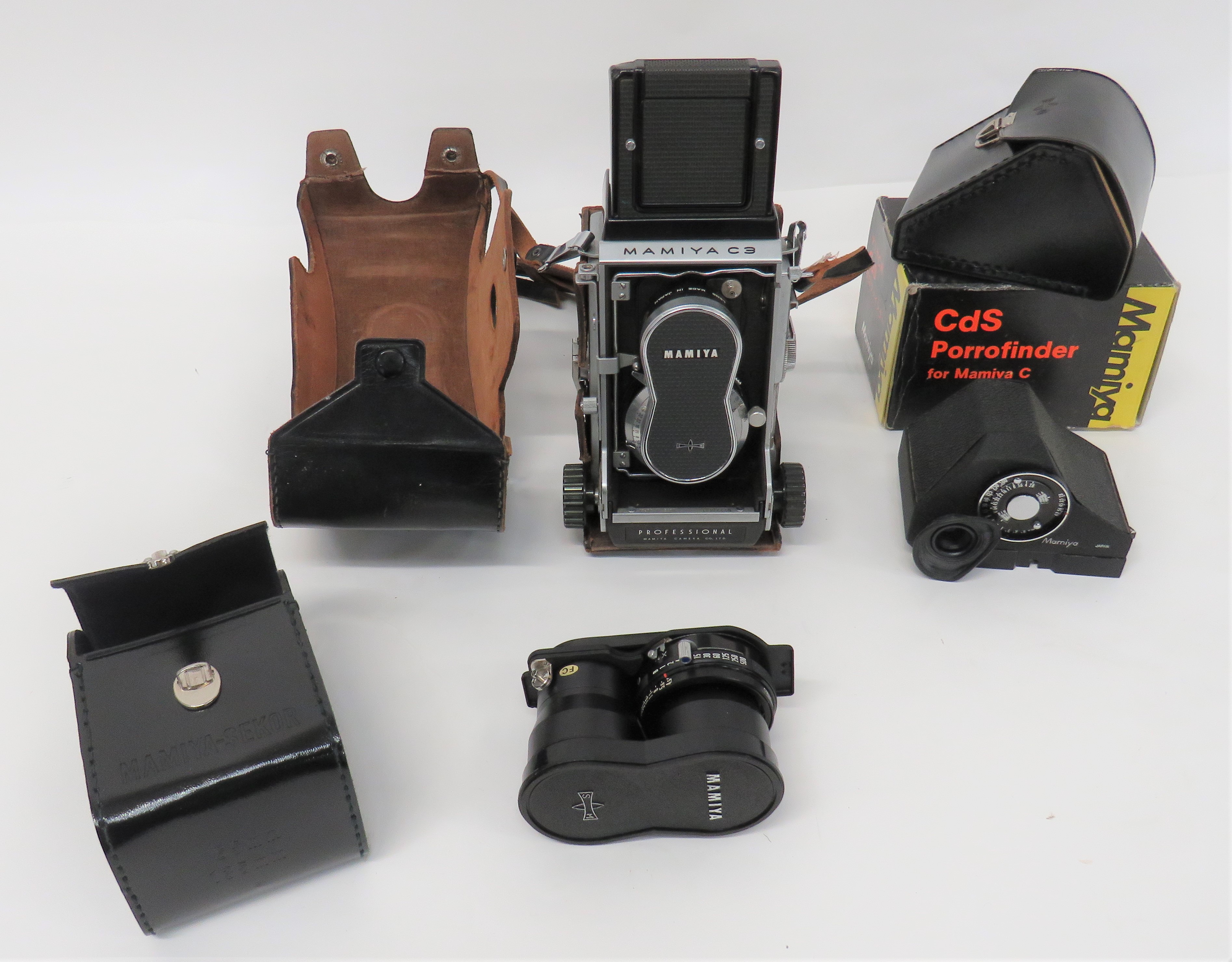 Mamiya C3 Professional Cameratop viewing screen. Side winding handle ...
