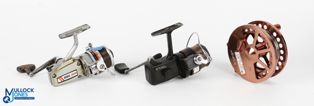 Ikonix centre pin trotting reel, 4" spool, twin handles (one missing ...