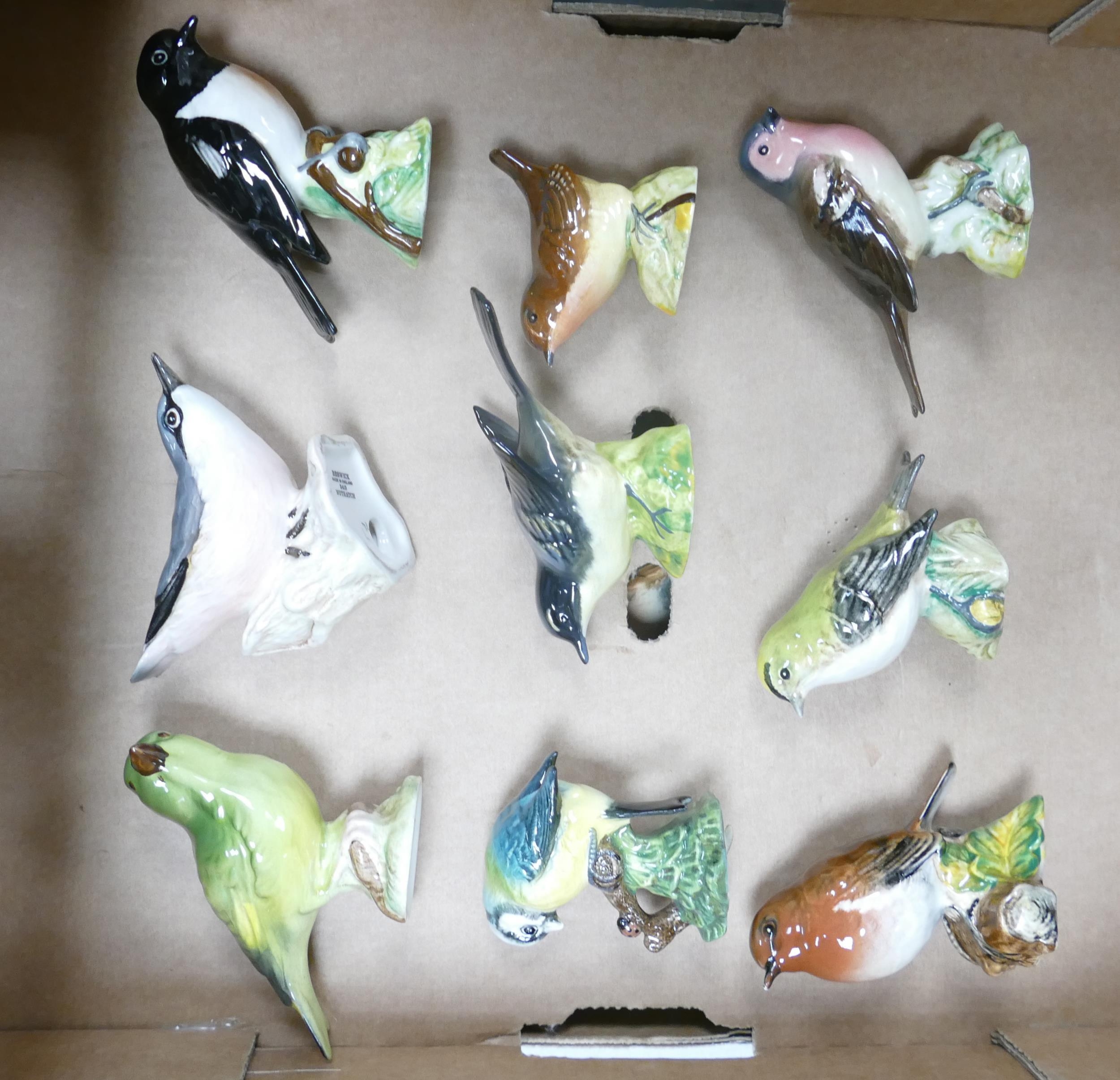 Beswick small birds to include Stonechat 2274, Nuthatch 2413, Robin 980 ...