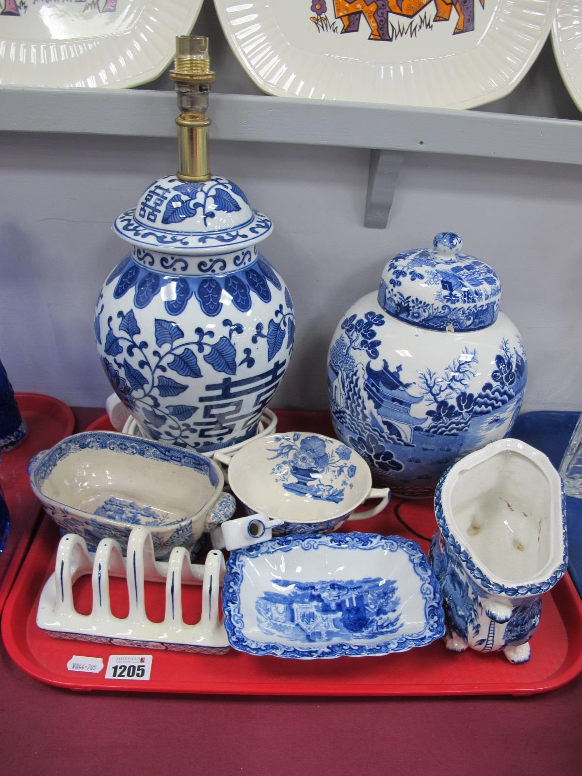 Mason's Willow Pattern, ginger jar (lid chipped), table lamp, dish ...