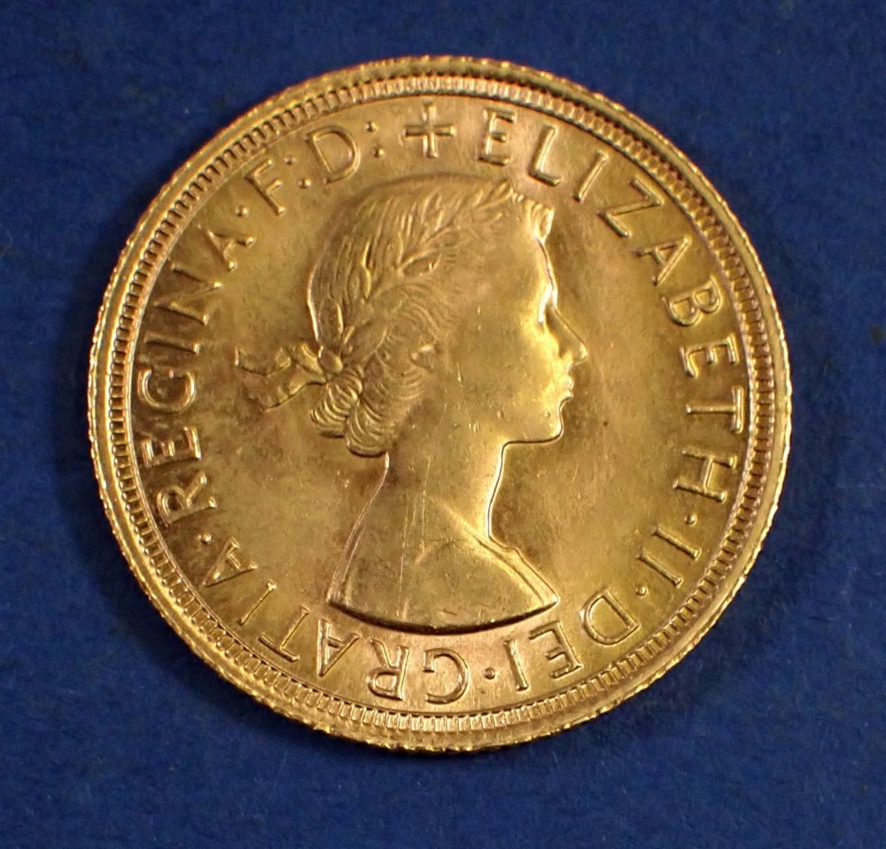 A gold sovereign Elizabeth II 1964, London Mint - Condition: EF