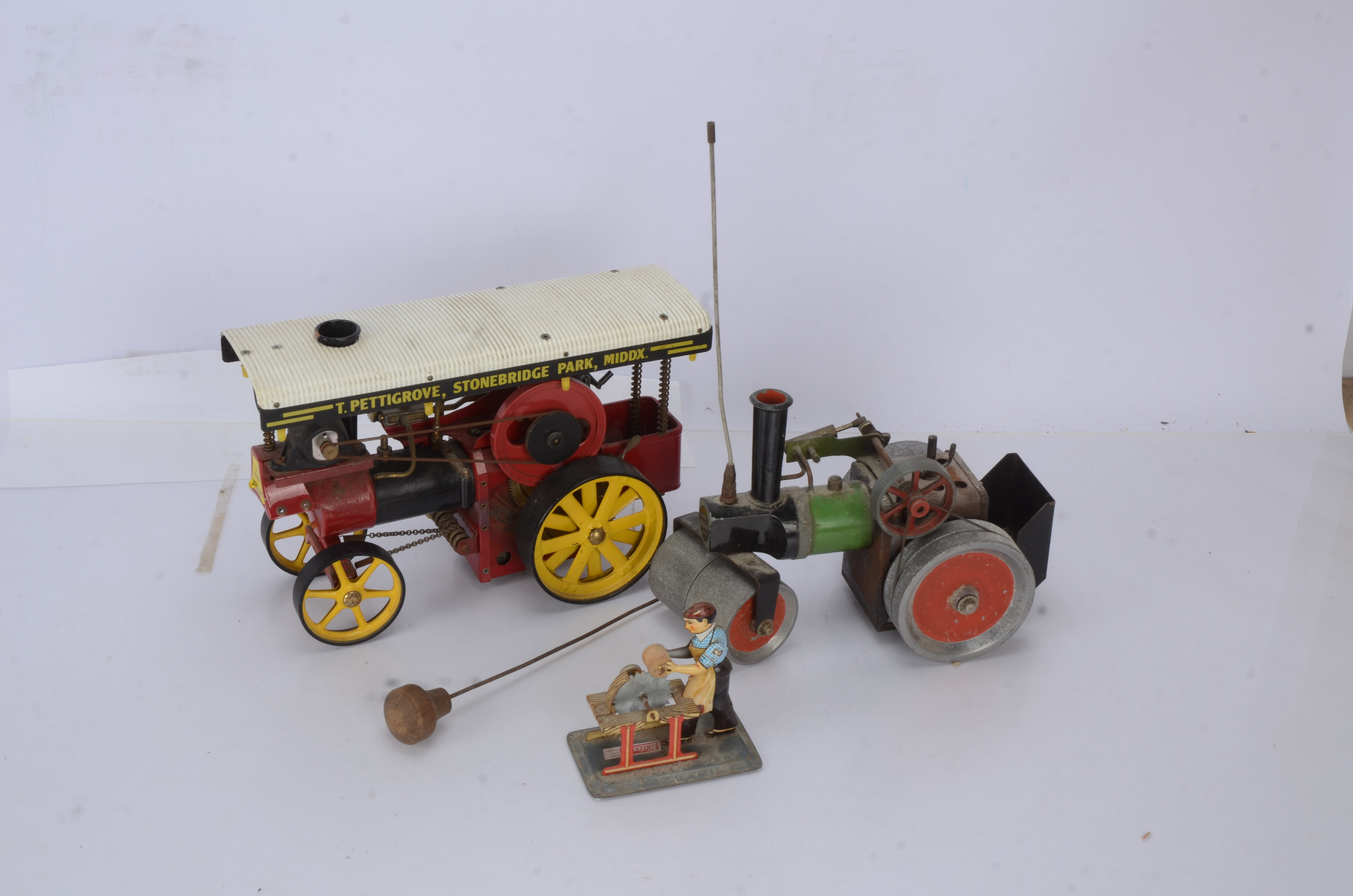 Wilesco and Mamod Live Steam Traction Engine and Roller, Wilesco red ...