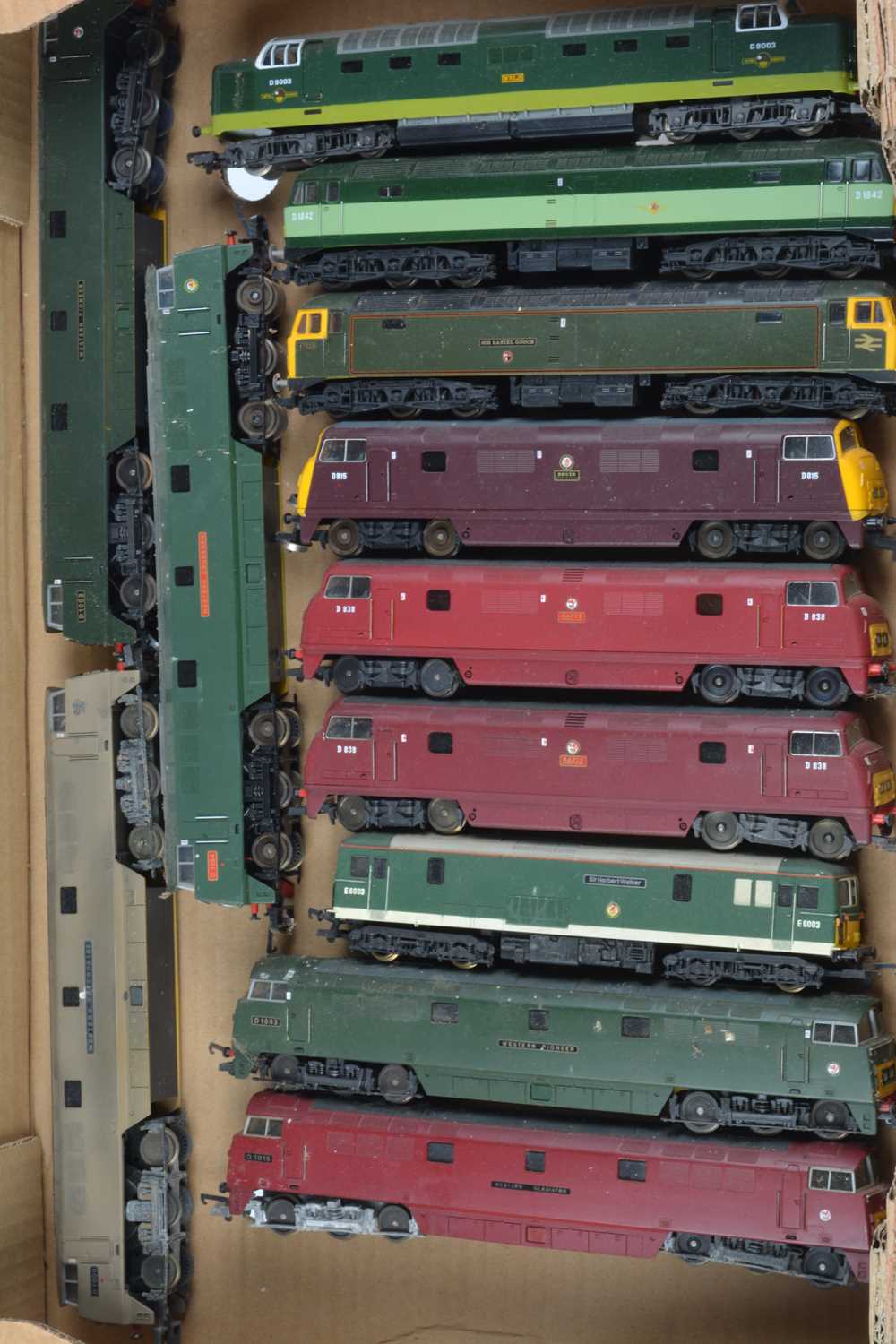 Lima 00 gauge express Diesel Locomotives (12), comprising Western class ...