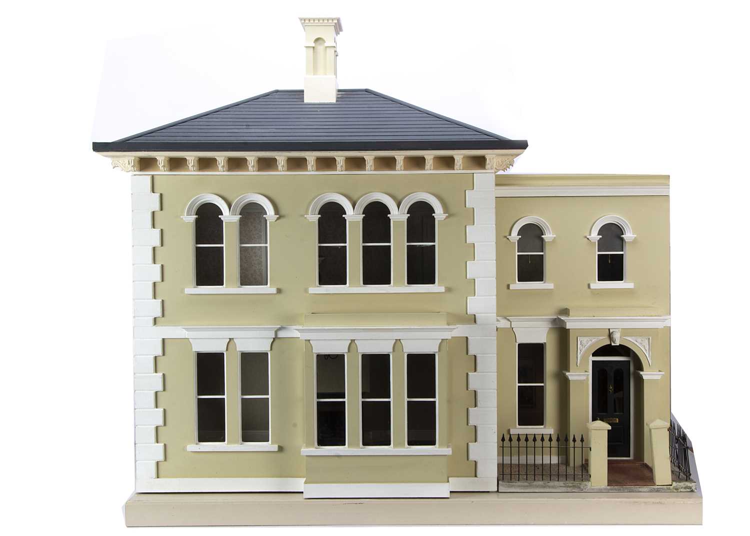 A Trevor & Sue Cook artists miniature Italianate Villa dolls’ house ...