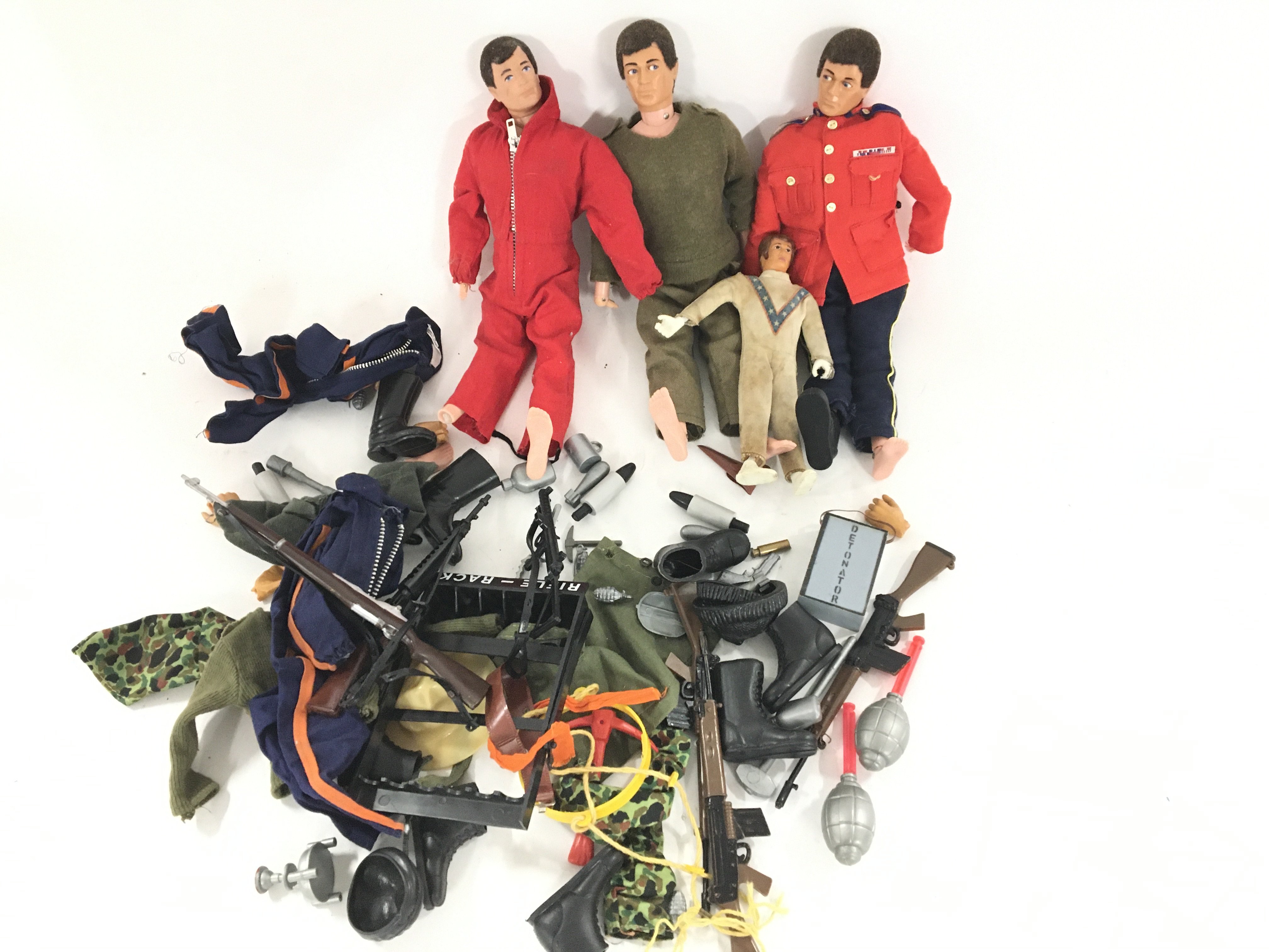 A Collection of 3 X Vintage Action Men and accessories. Ideal for Spate ...