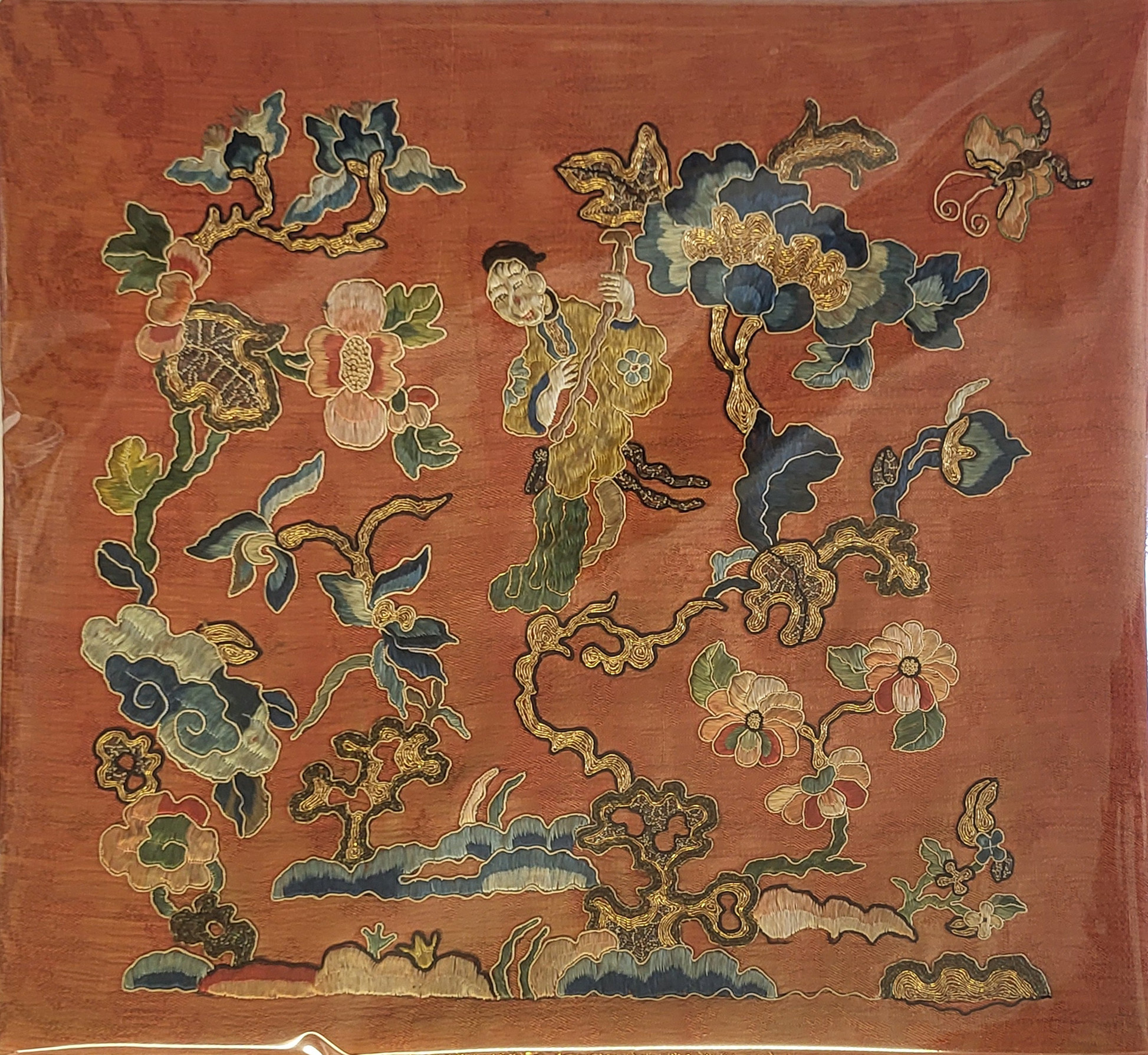 A FINE 19TH CENTURY CHINESE EMBROIDERY PANEL OF ALLEGORICAL ...