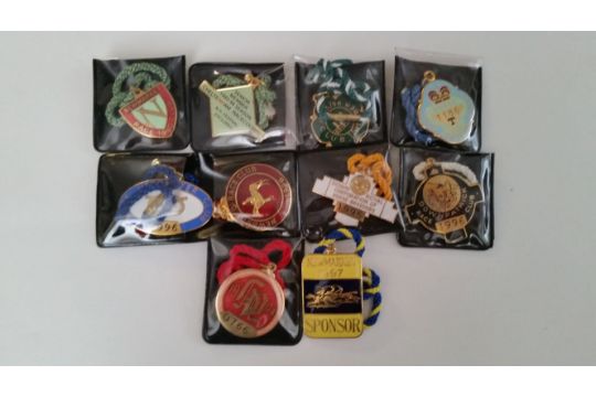 HORSE RACING, enamelled metal entry badges, UK selection, inc. Ascot ...