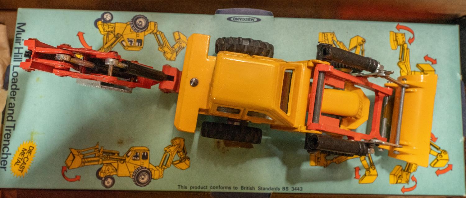 4 Dinky Toys Heavy Plant. An Aveling-Barford Diesel Roller (279), in ...